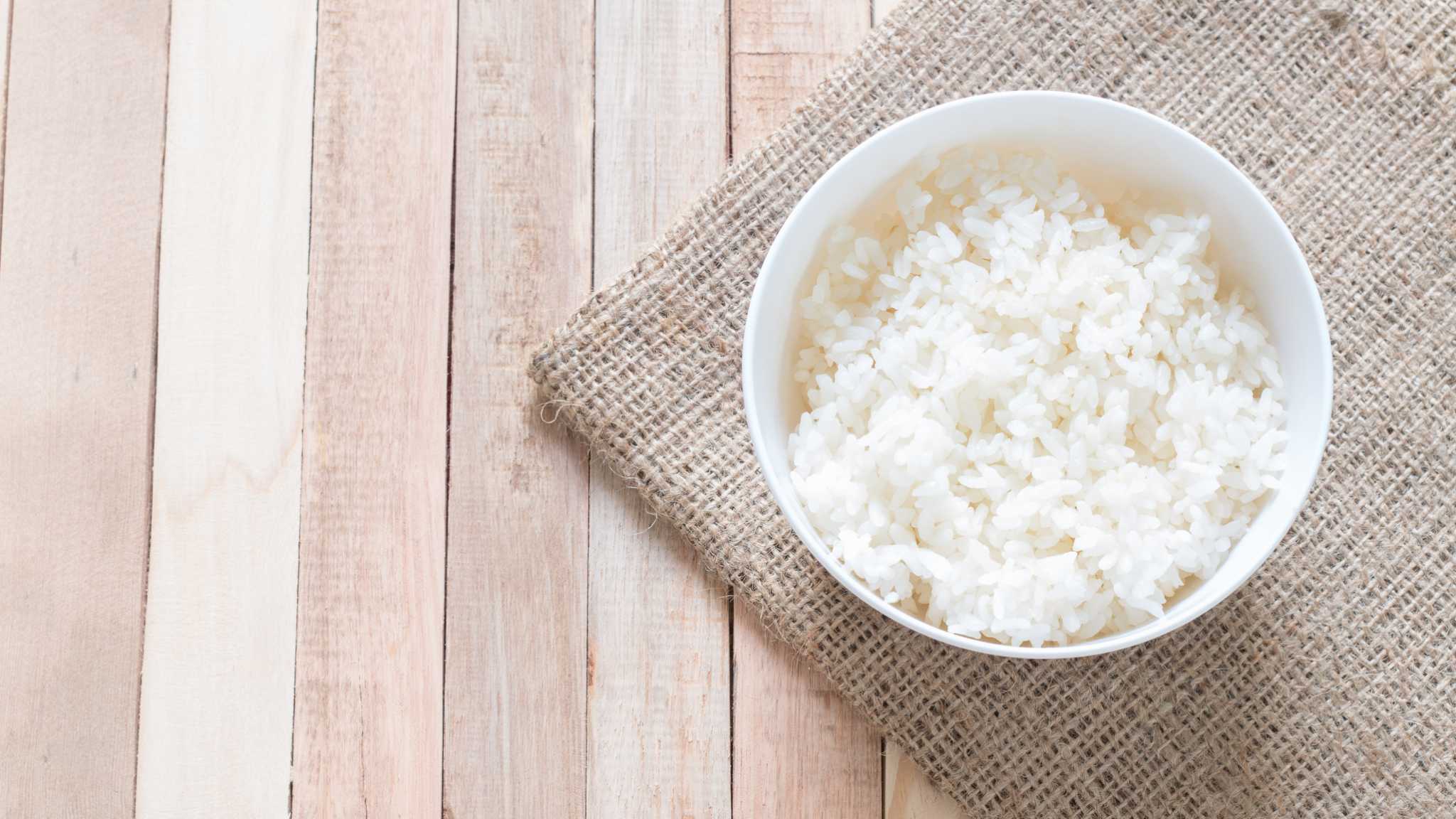 What Are the Benefits of Rice vs. Wheat?