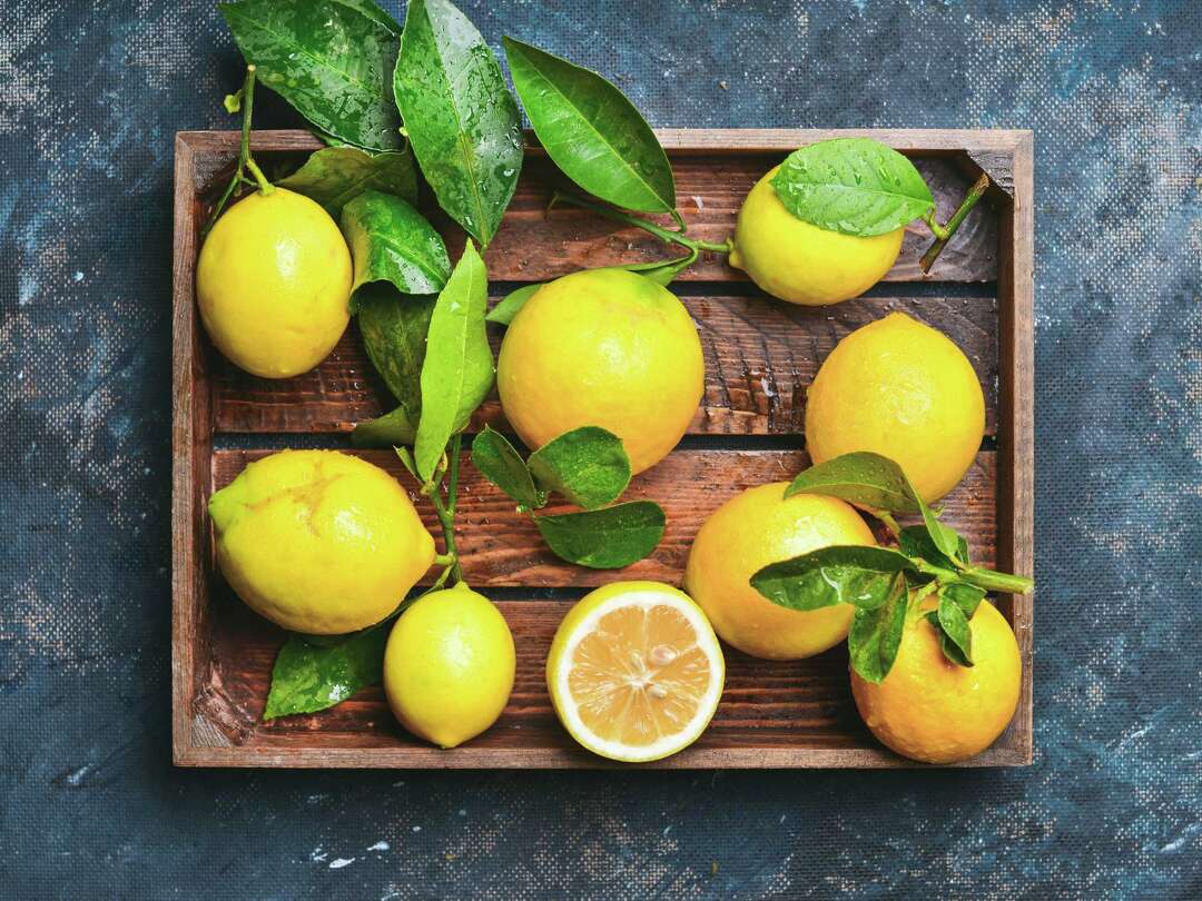 The Benefits of Squeezed Orange & Lemon for Your Health