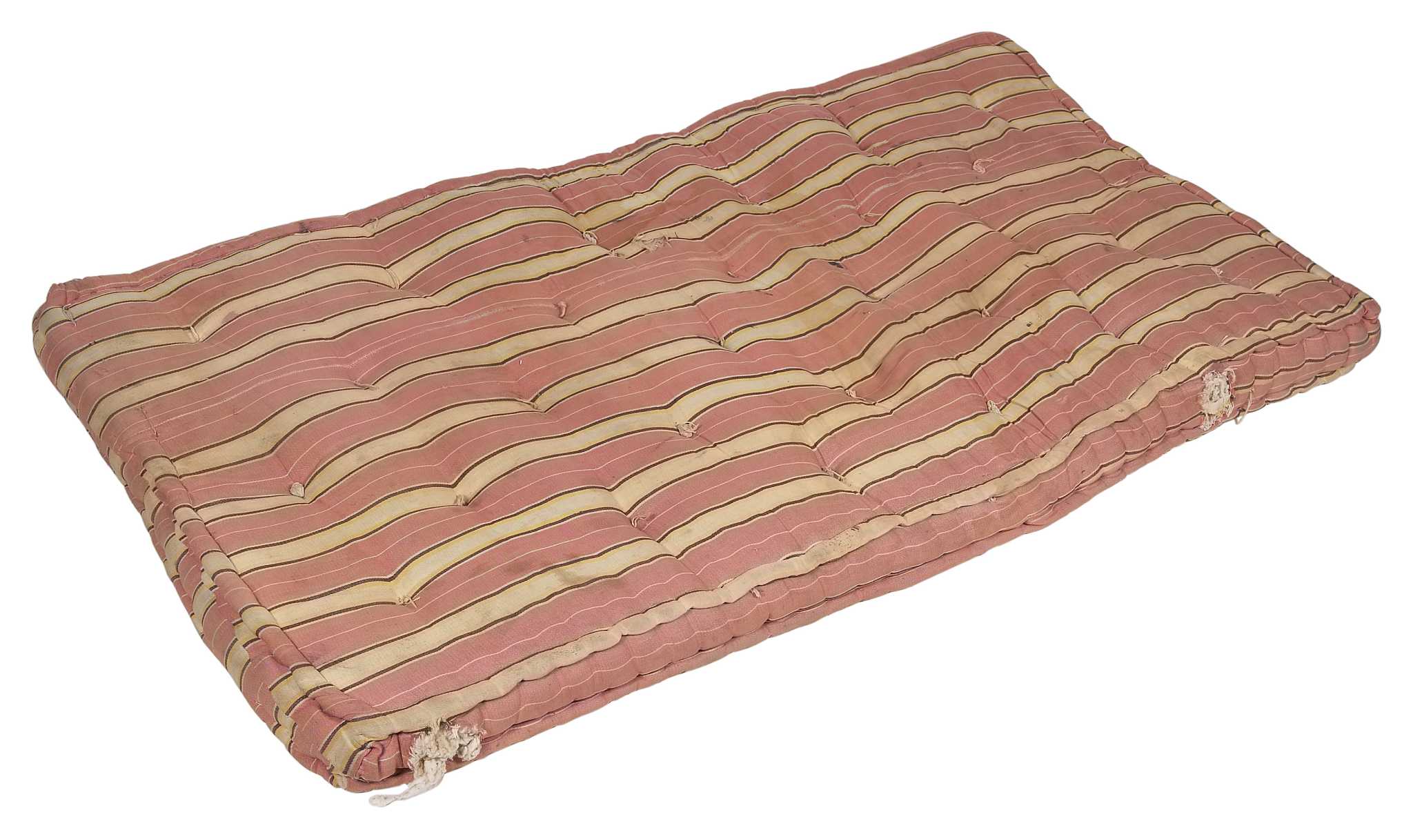 How to Close a Futon