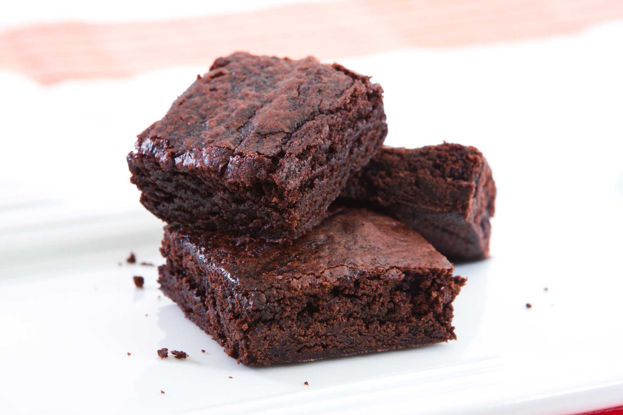 How to Cut Down on Sugar in Brownies