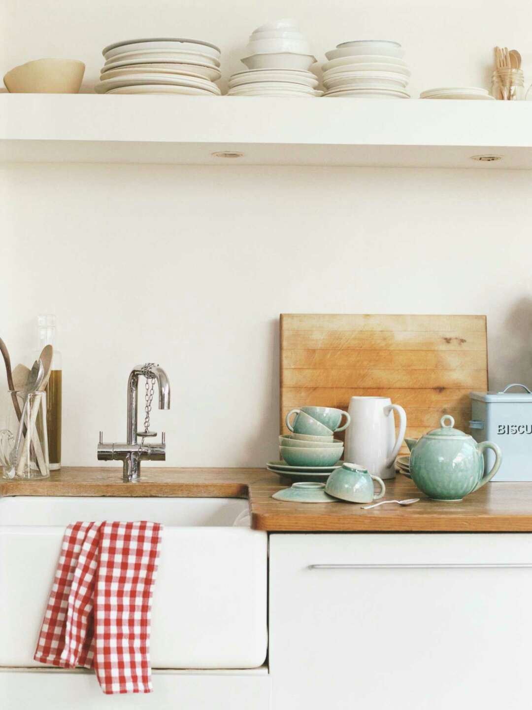 What Is a Pullman Kitchen?