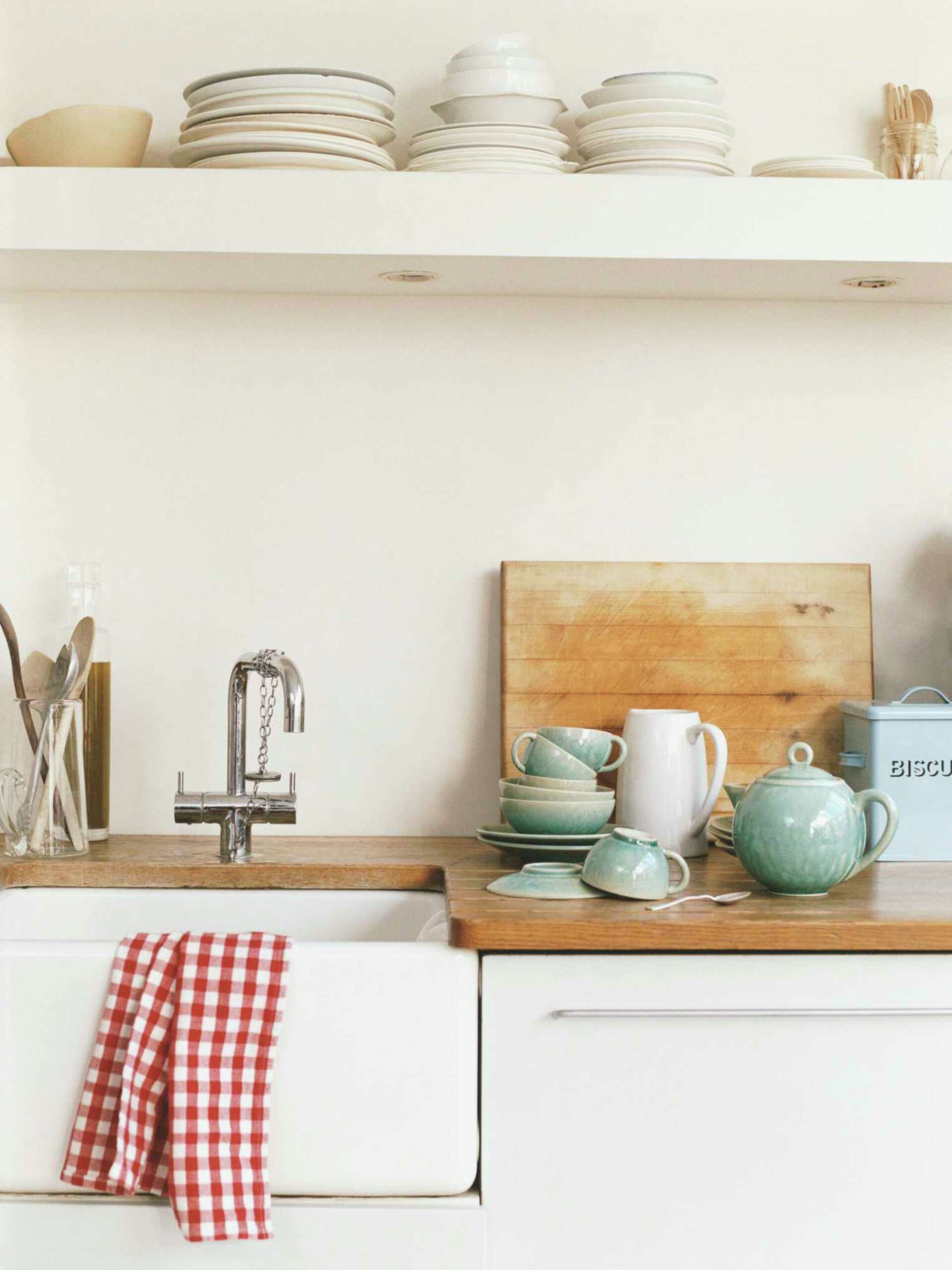 What Is a Pullman Kitchen?