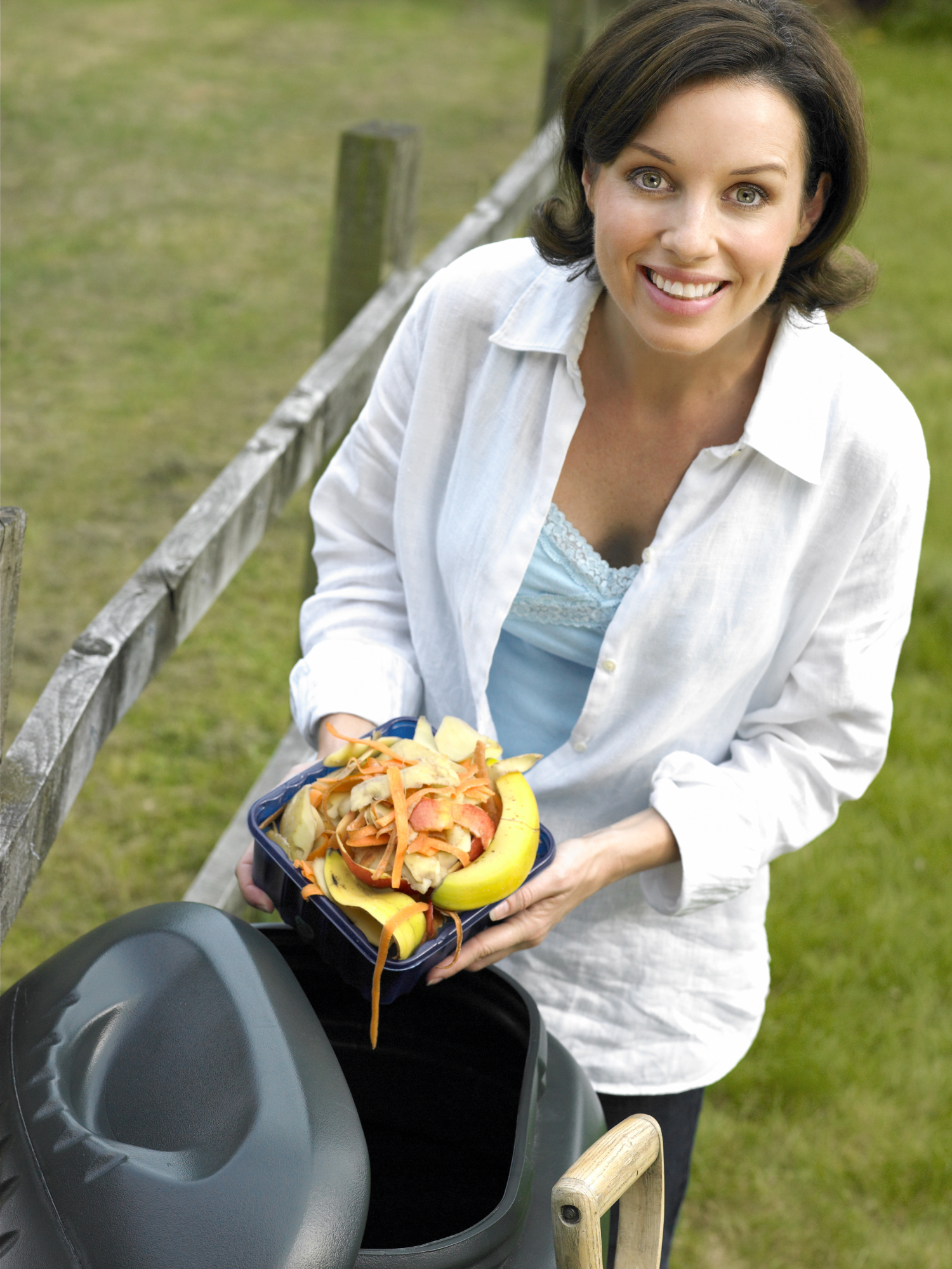 How to Compost in the Summer