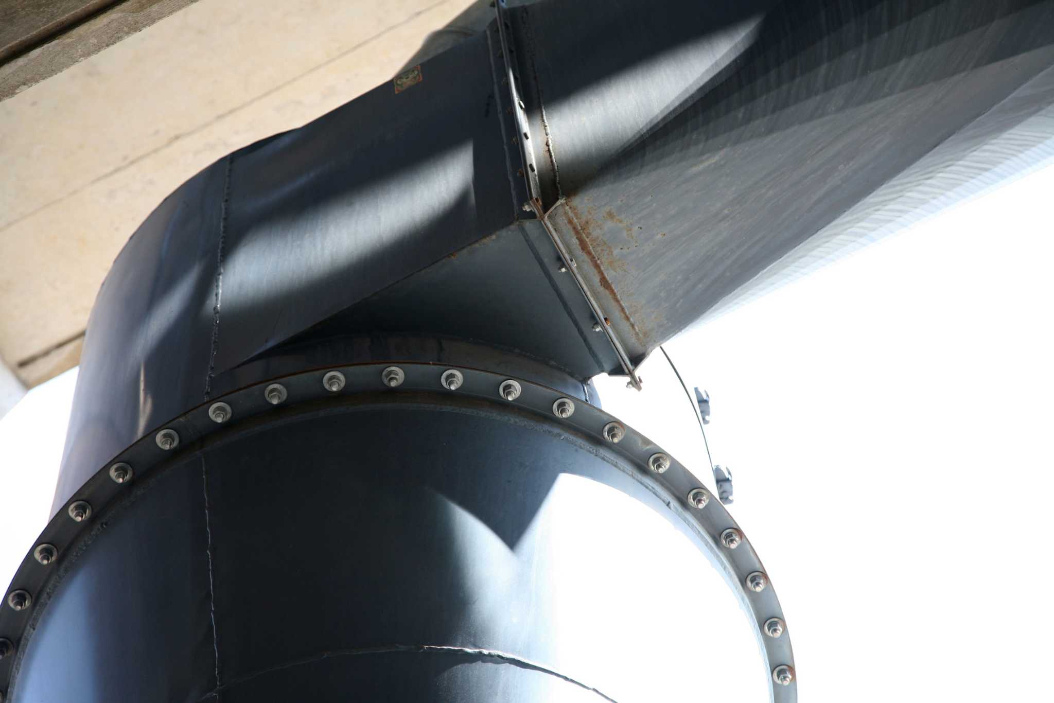 How to Connect the New Round Heater Duct to an Old Square Duct