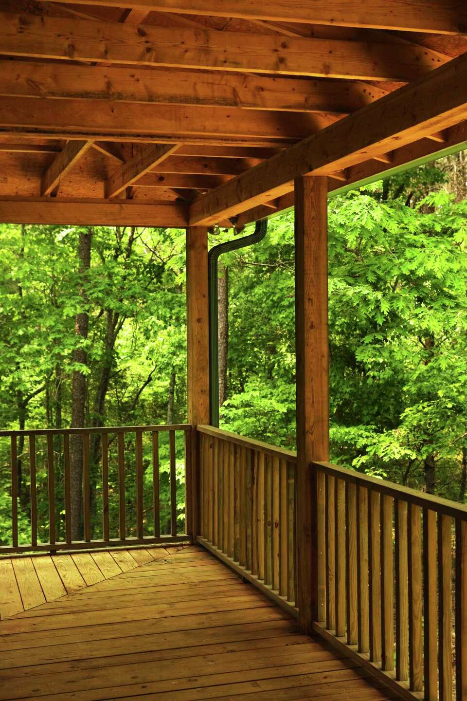 How to Seal Deck Rail Gaps