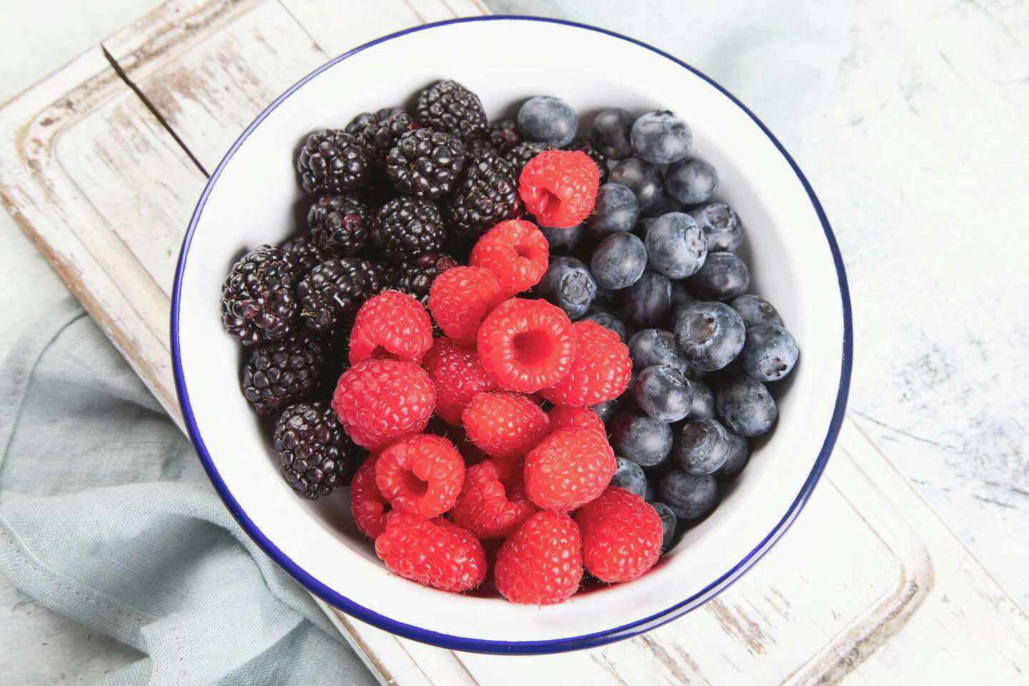 Fruits That Have Lutein and Zeaxanthin