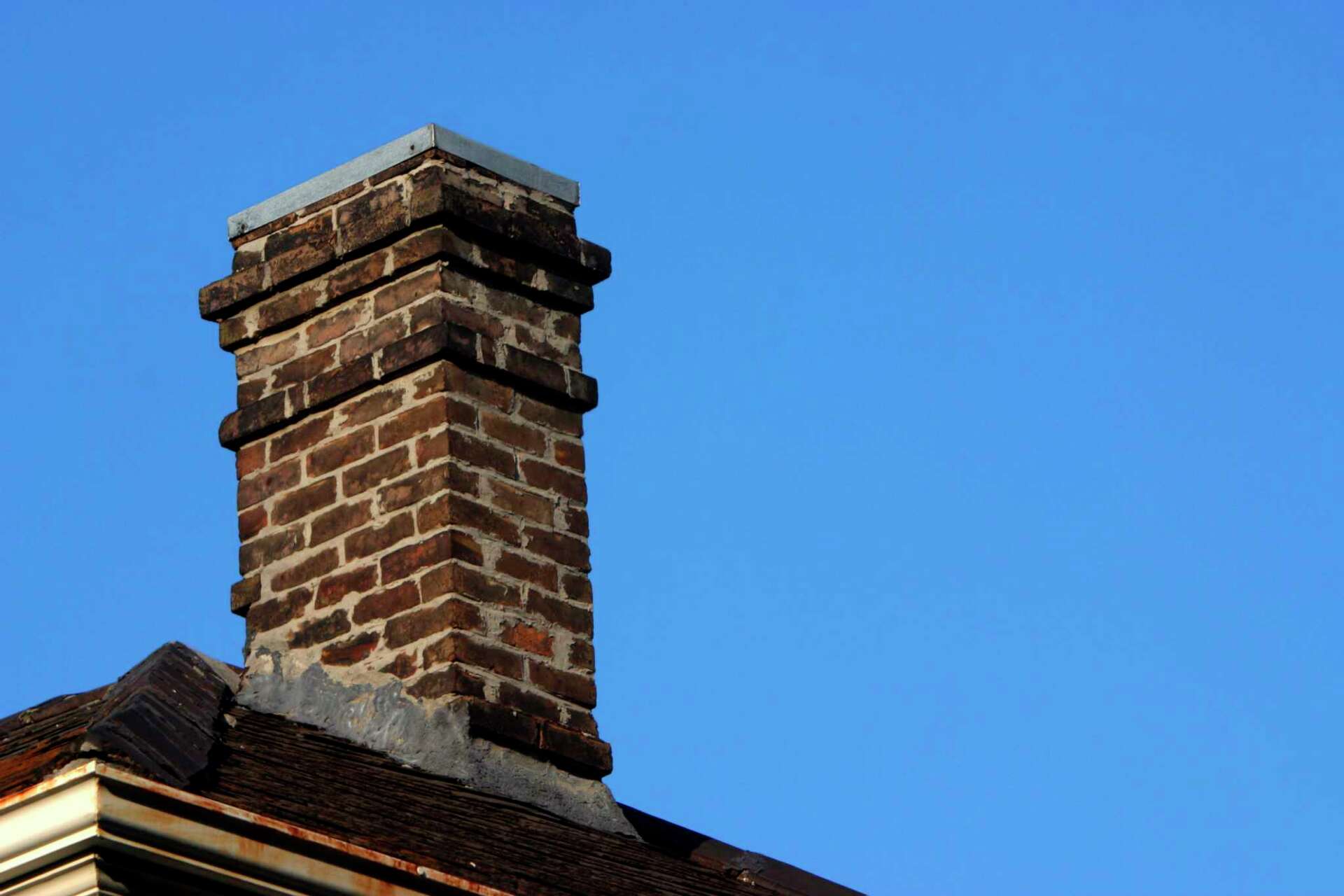 How to Counter Flash a Chimney
