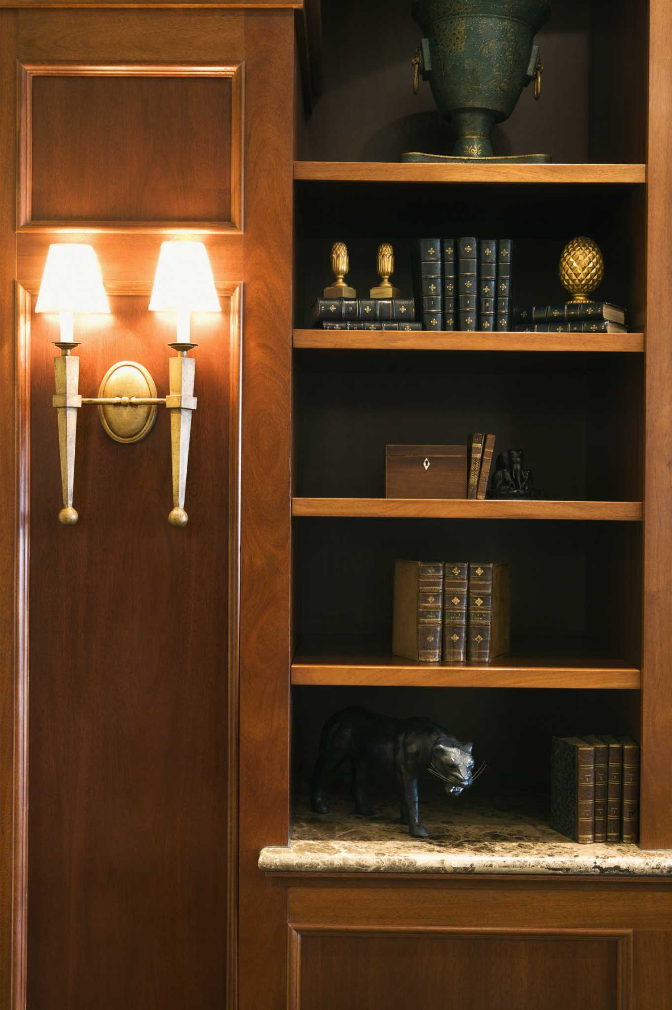 How to Use Molding to Trim a Bookcase