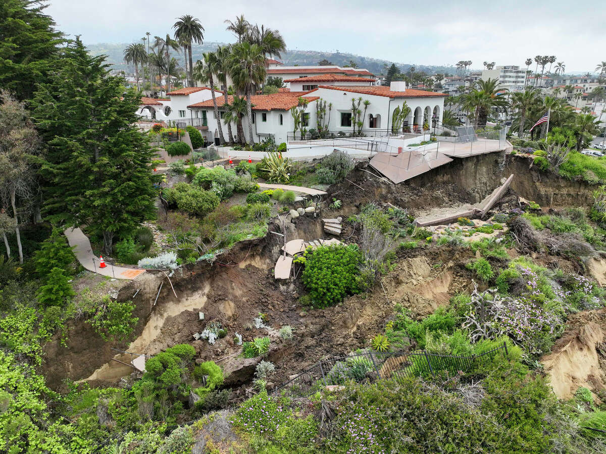 FARK.com: (12841320) Casa Romantica closed due to mudslide; Casa Bonita ...