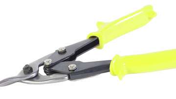 How to Cut Galvanized Steel Wire