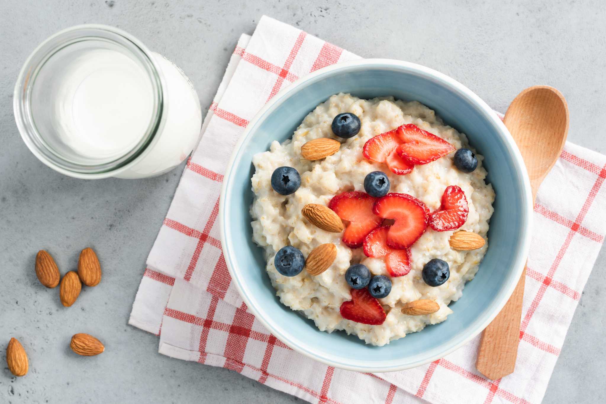 Is Instant Oatmeal as Good as Traditional Oatmeal?