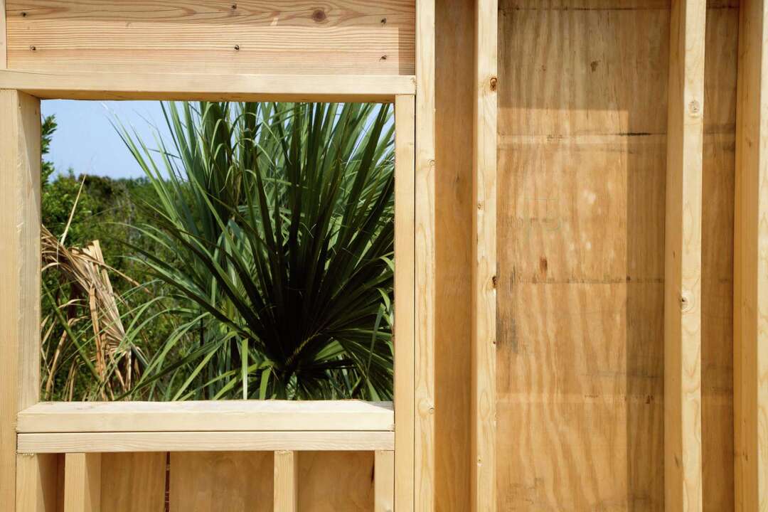 How to Cut Notches in a Stud