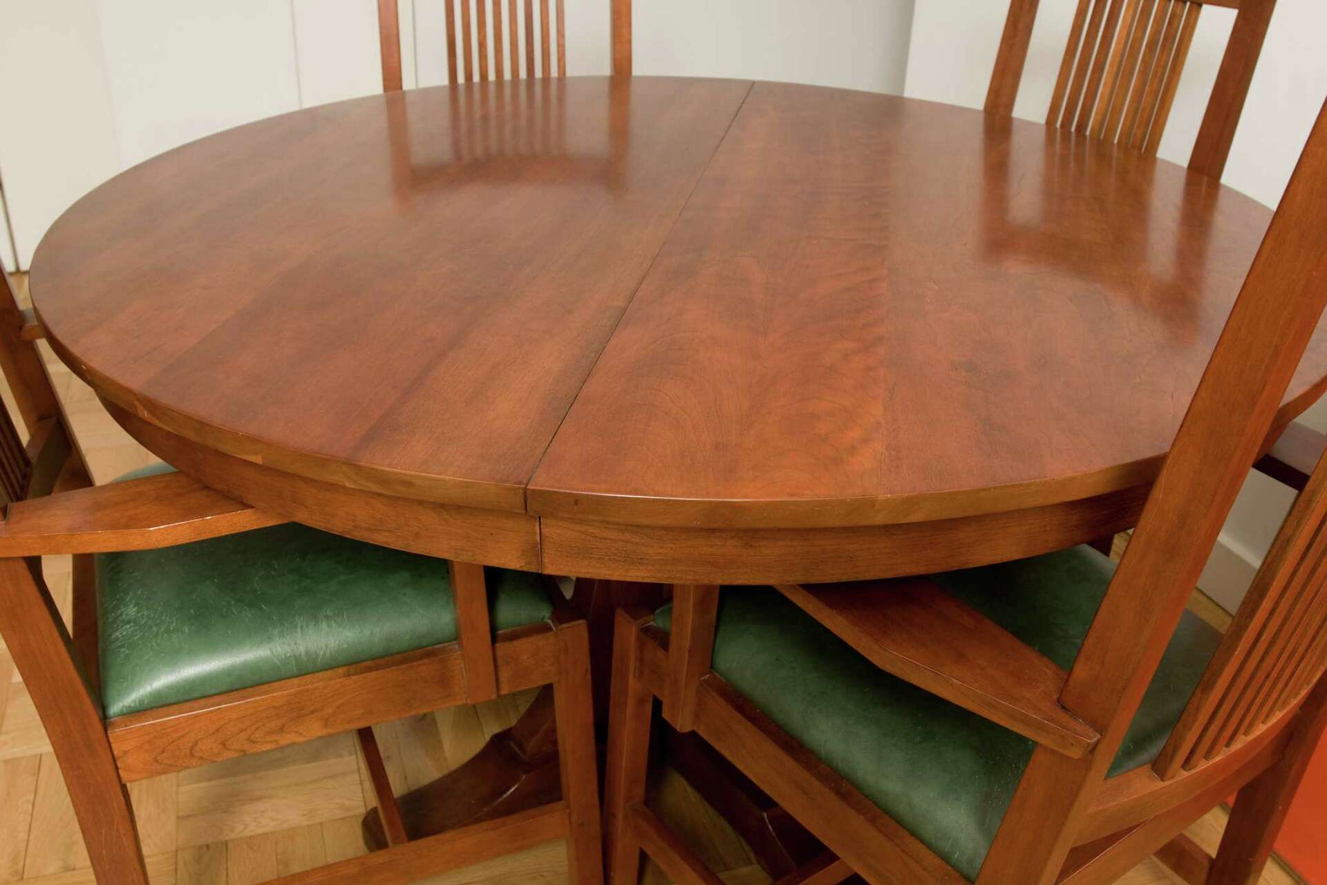 How to Turn Wood From Dull to Shiny