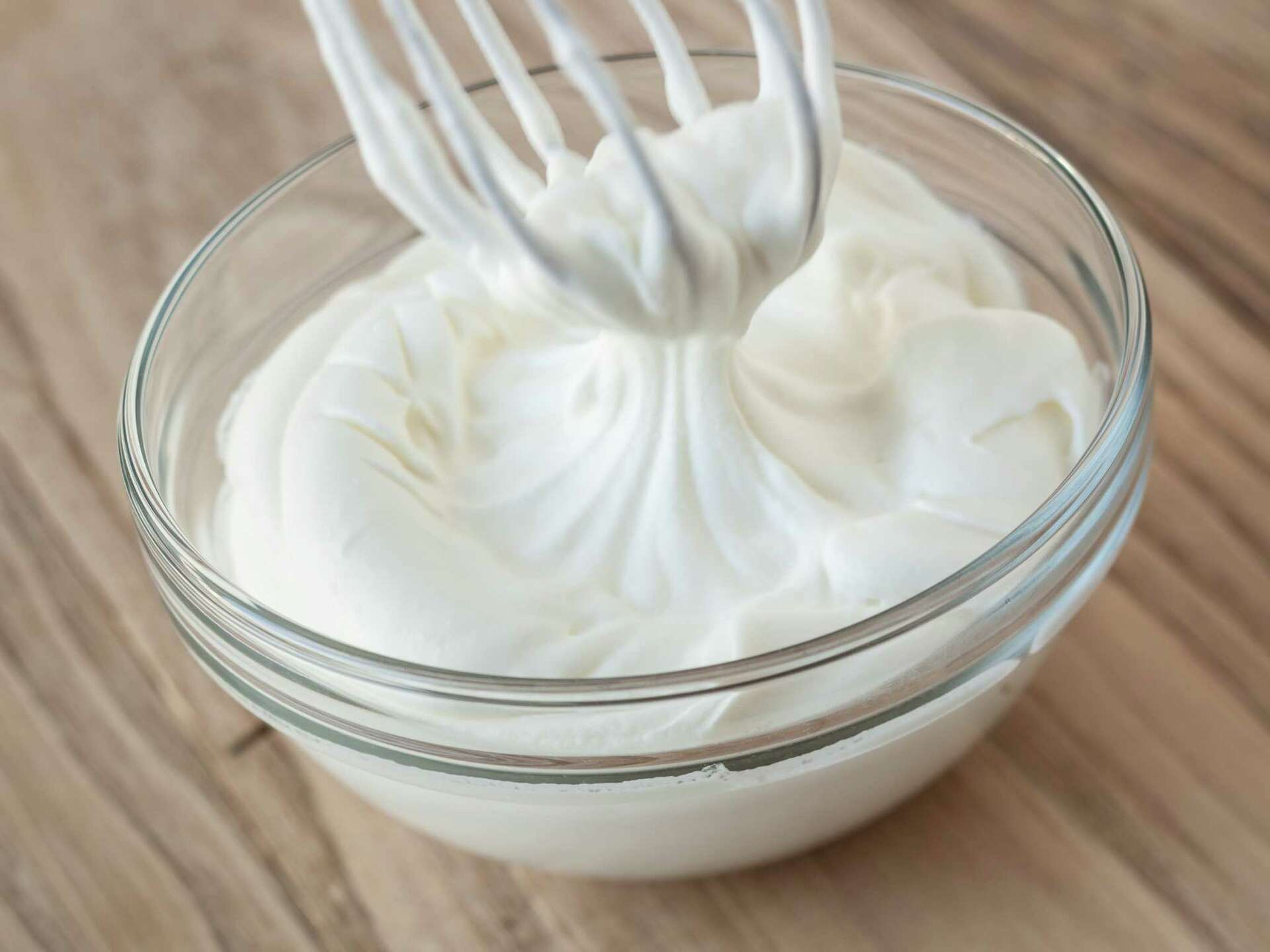 How to Make Low-Fat Whipping Cream
