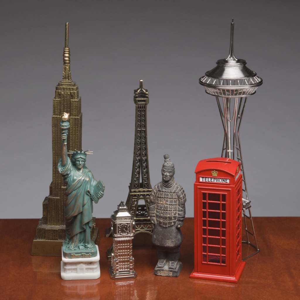 How to Decorate a Bedroom With a City Theme