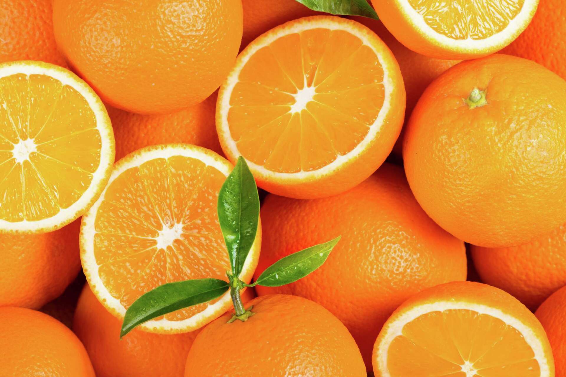 How Much Fiber Is in an Orange?