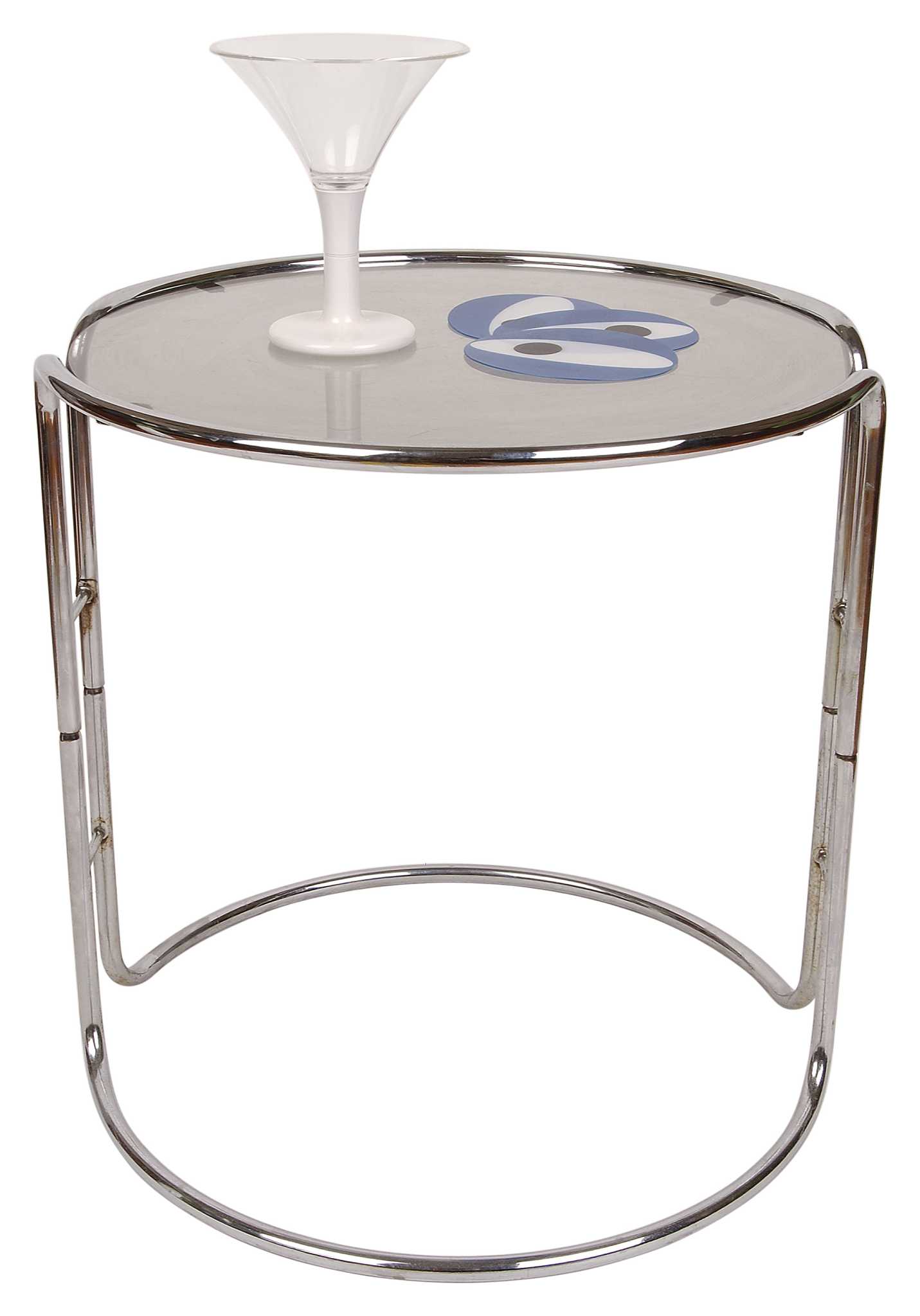 How to Decorate With Chrome