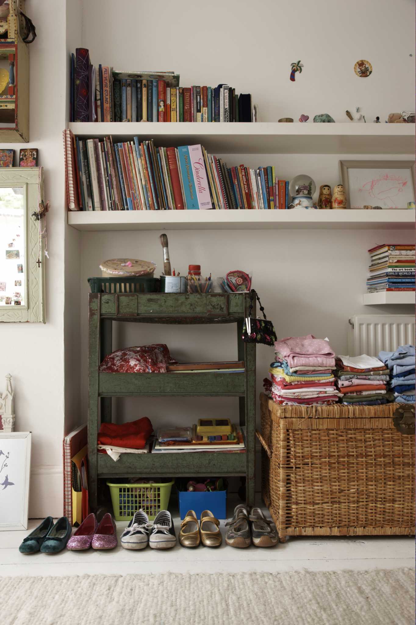 How to Decorate a Long & Narrow Kid's Bedroom