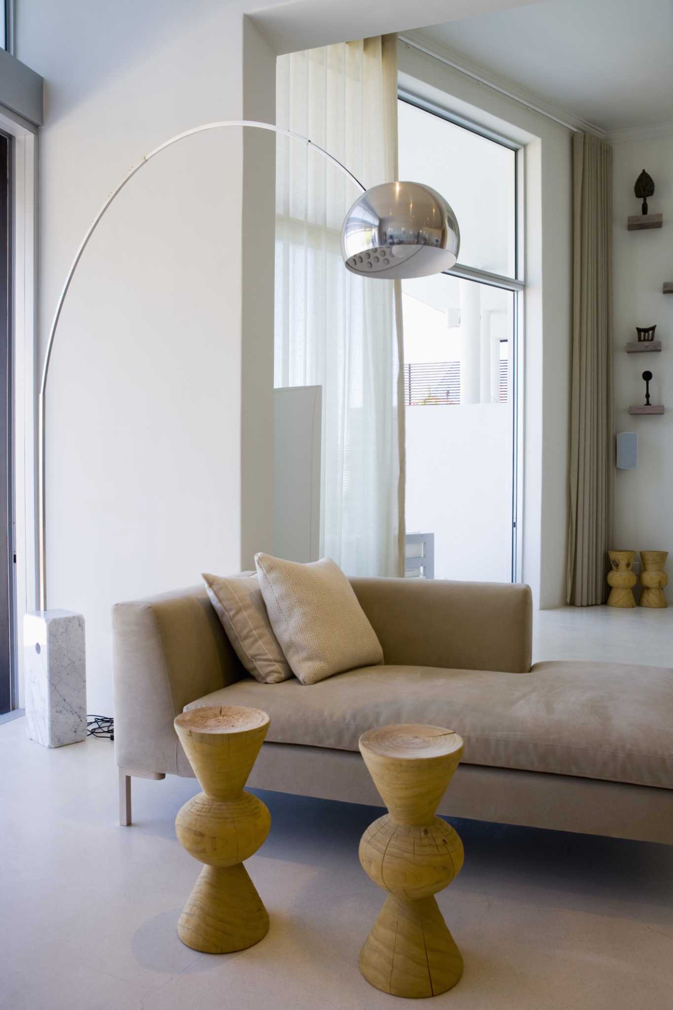 How to Identify Vintage Lighting