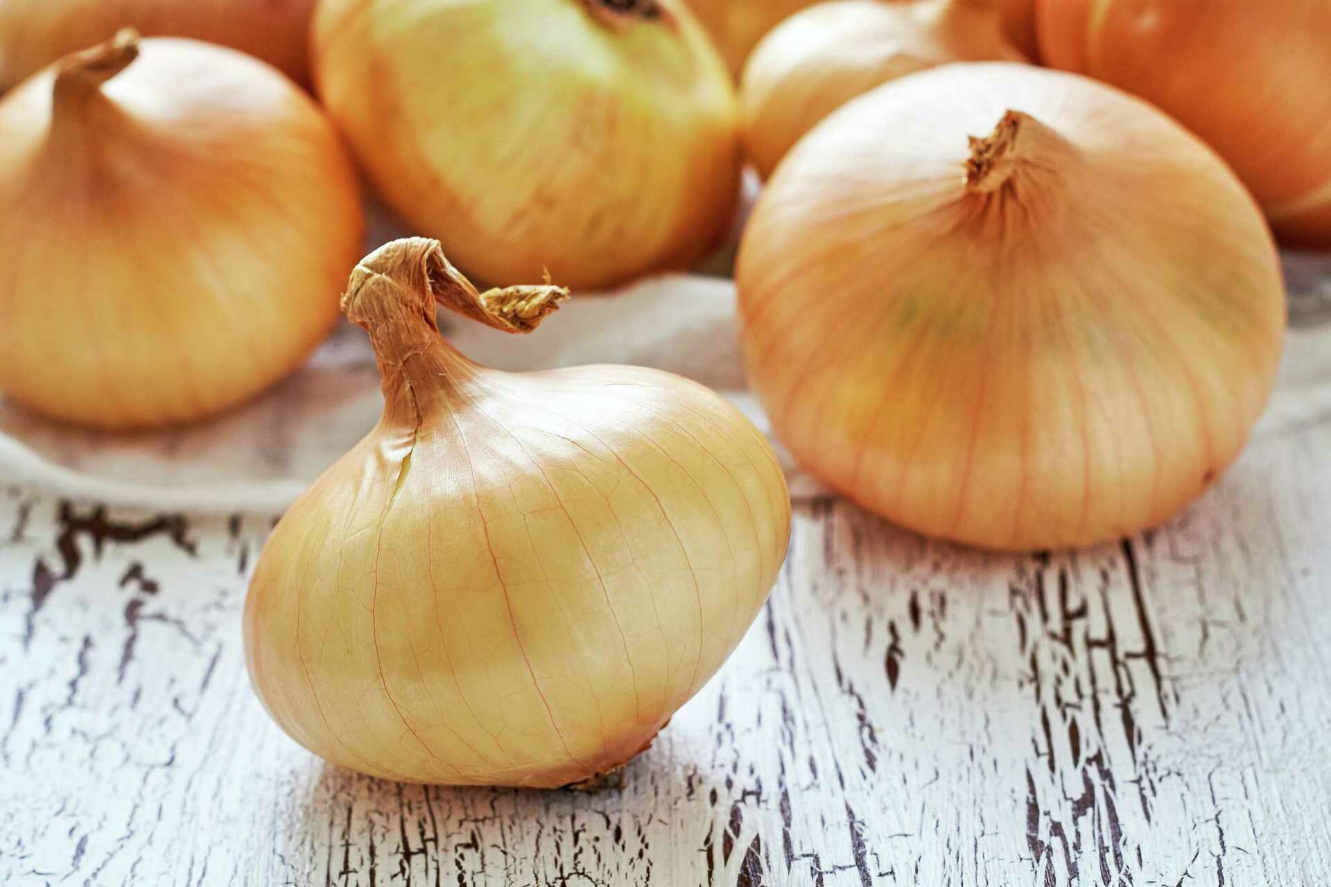 Nutrient Facts for a Medium Yellow Onion