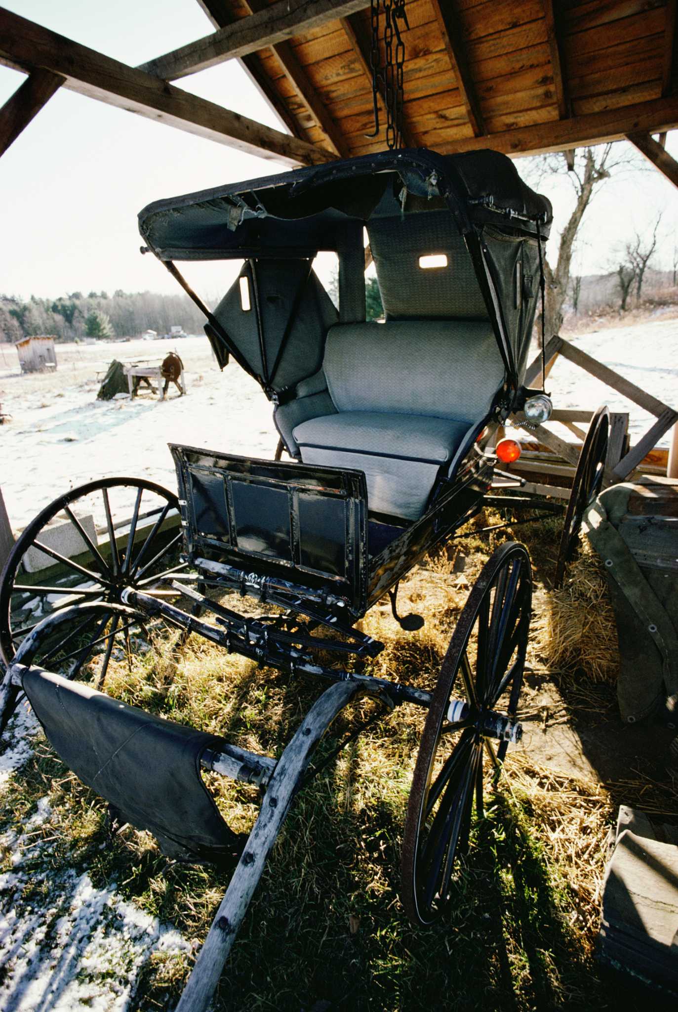 How to Decorate Using an Amish Theme