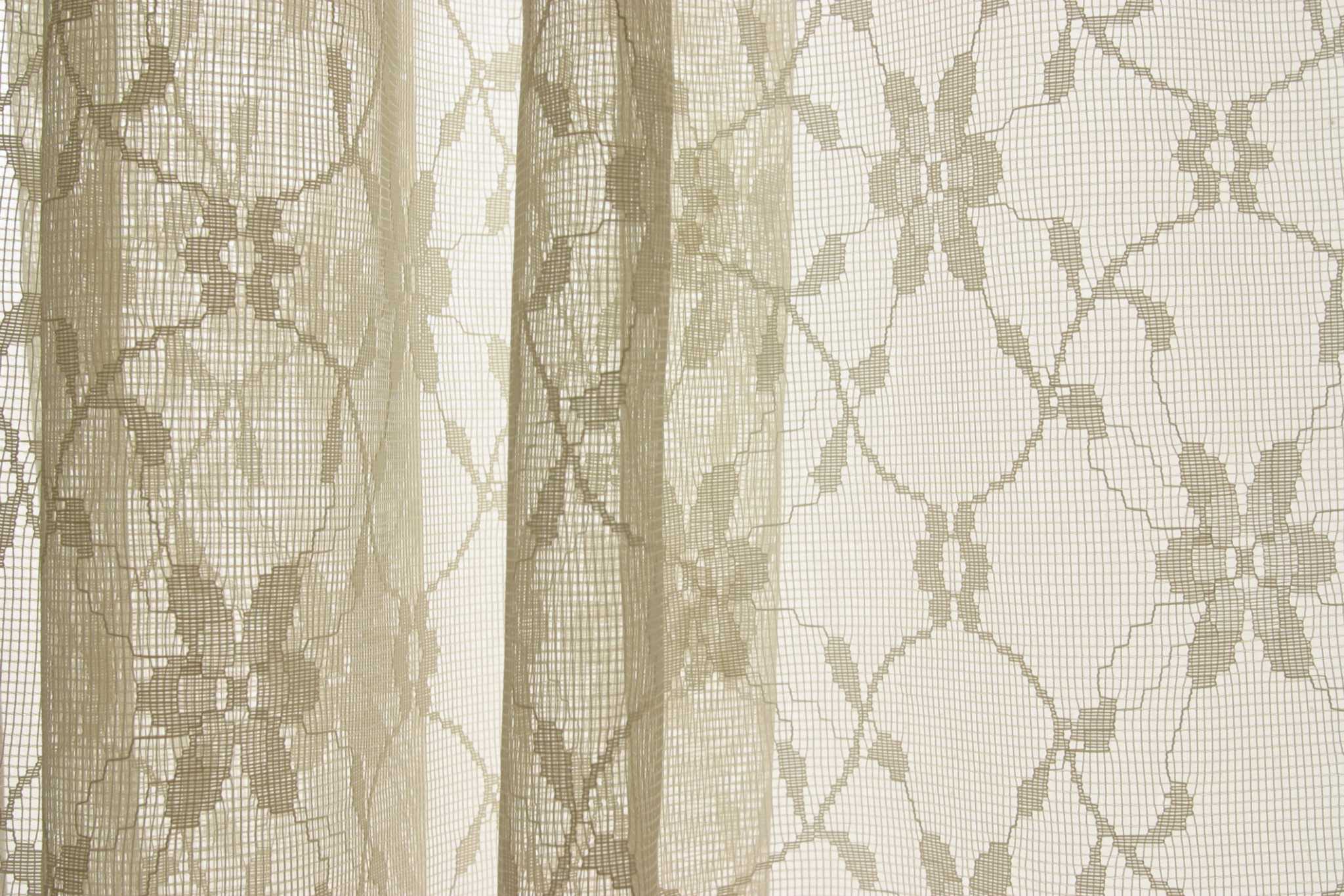 How to Calculate the Finished Width of a Window Covering