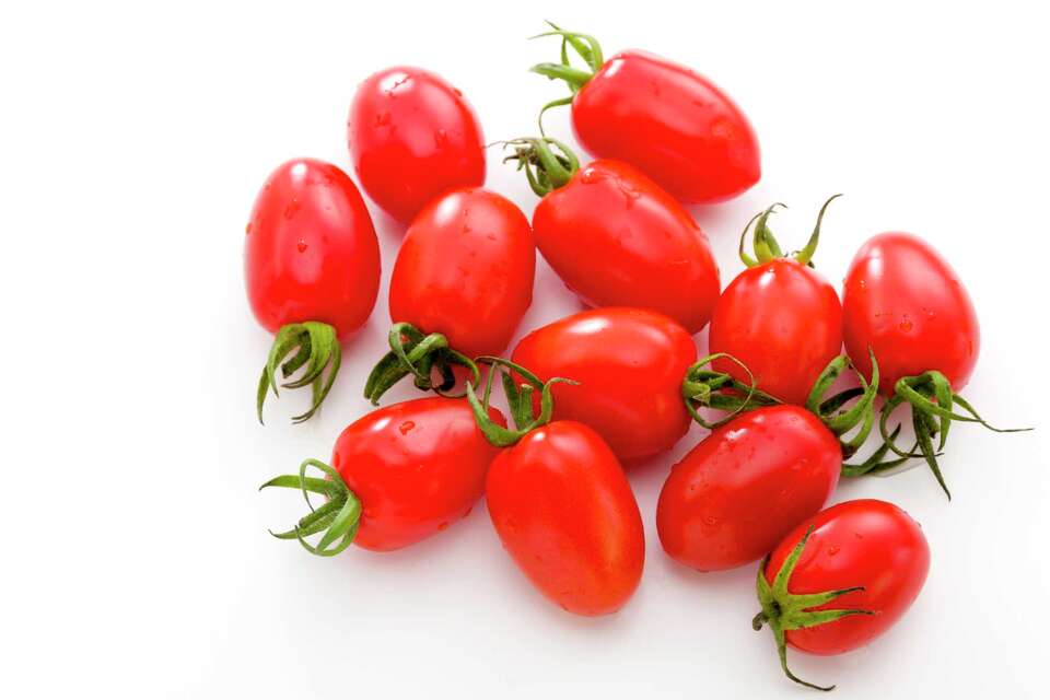 The Nutrition & Carbs in a Grape Tomato