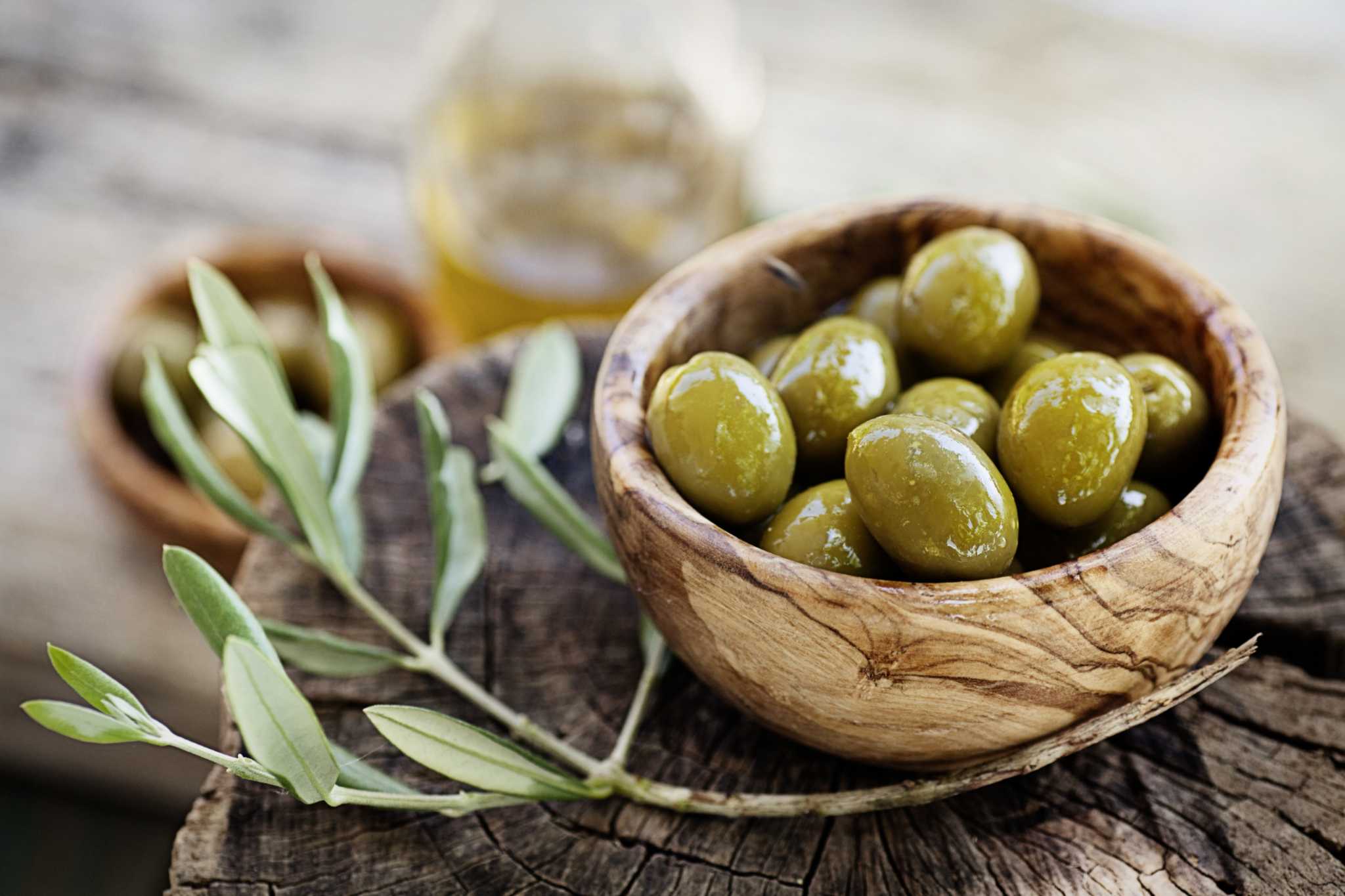How Do Olives Help You Lose Weight?