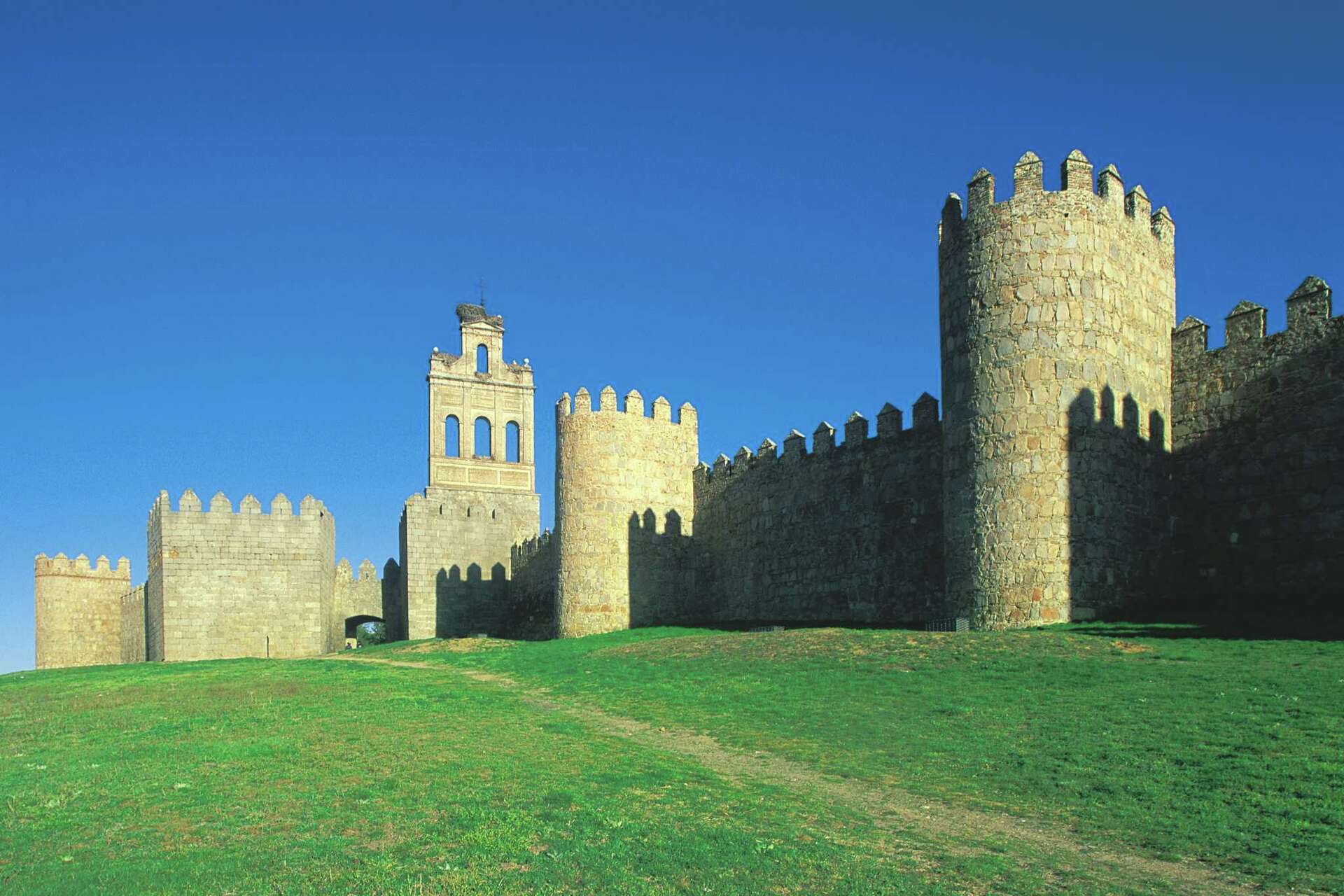 How to Design a House to Look Like a Castle