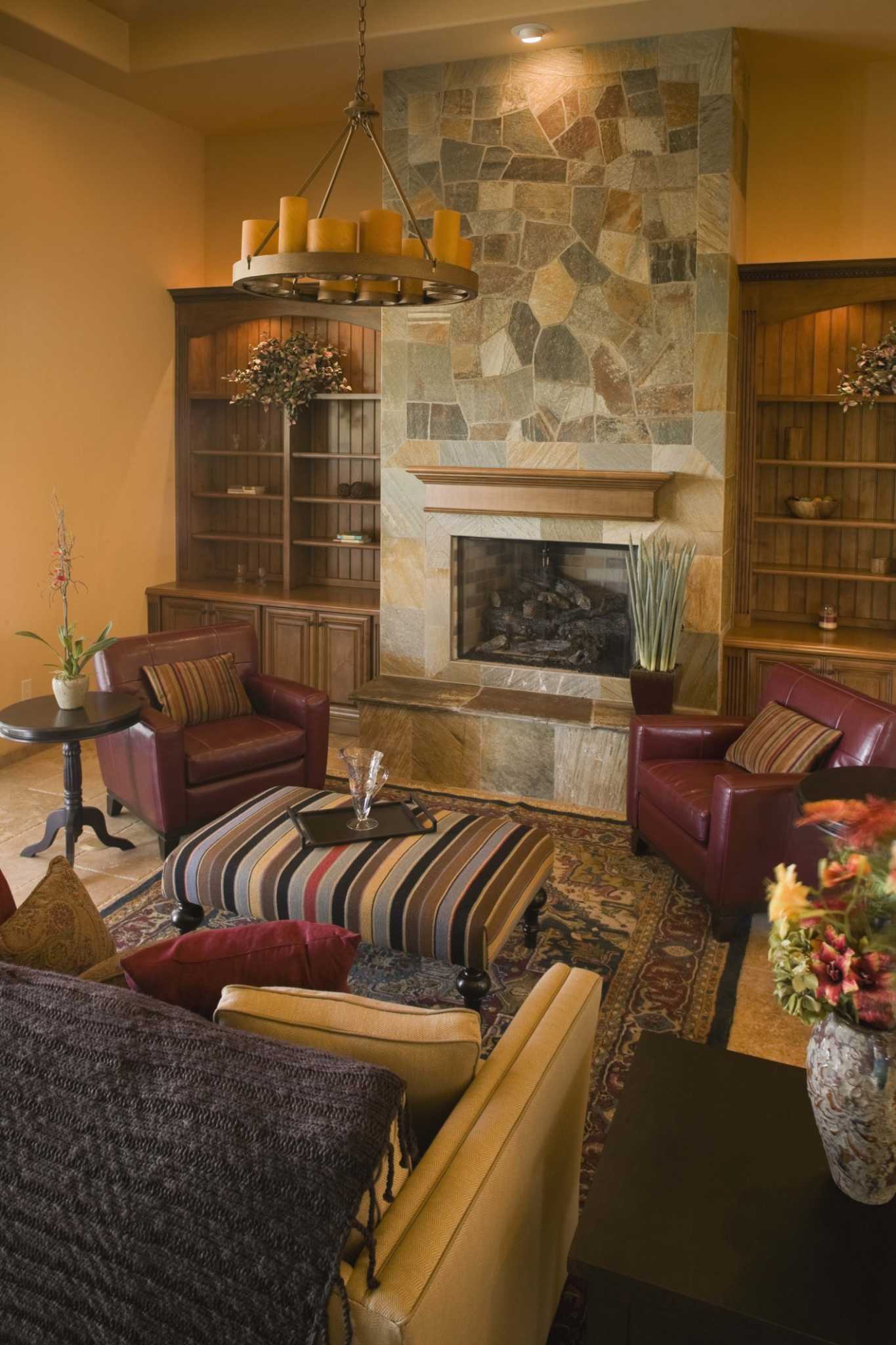 How to Design a Living Room With a Fireplace