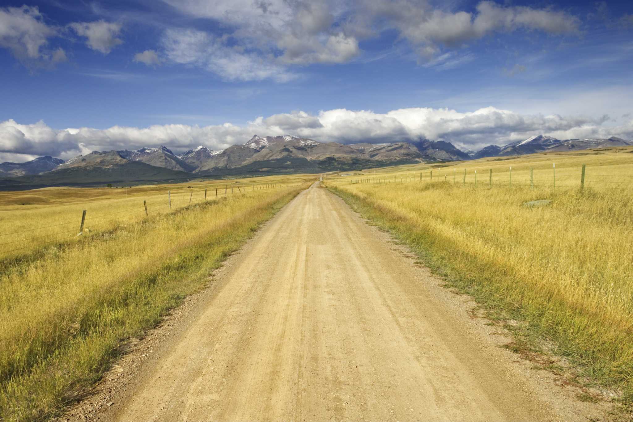 What Is the Difference Between Easement & Right of Way?