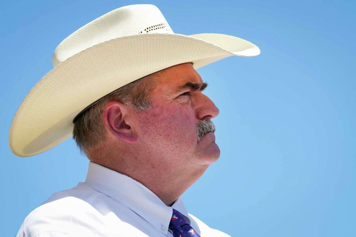 Cleveland Texas shooting: Questions surround police response