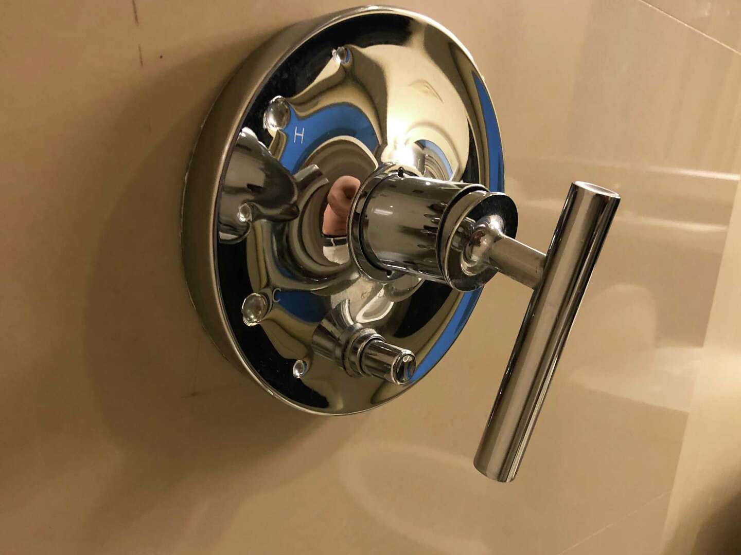 How to Adjust the Mixing Valve for a Single Handle Faucet in the Shower