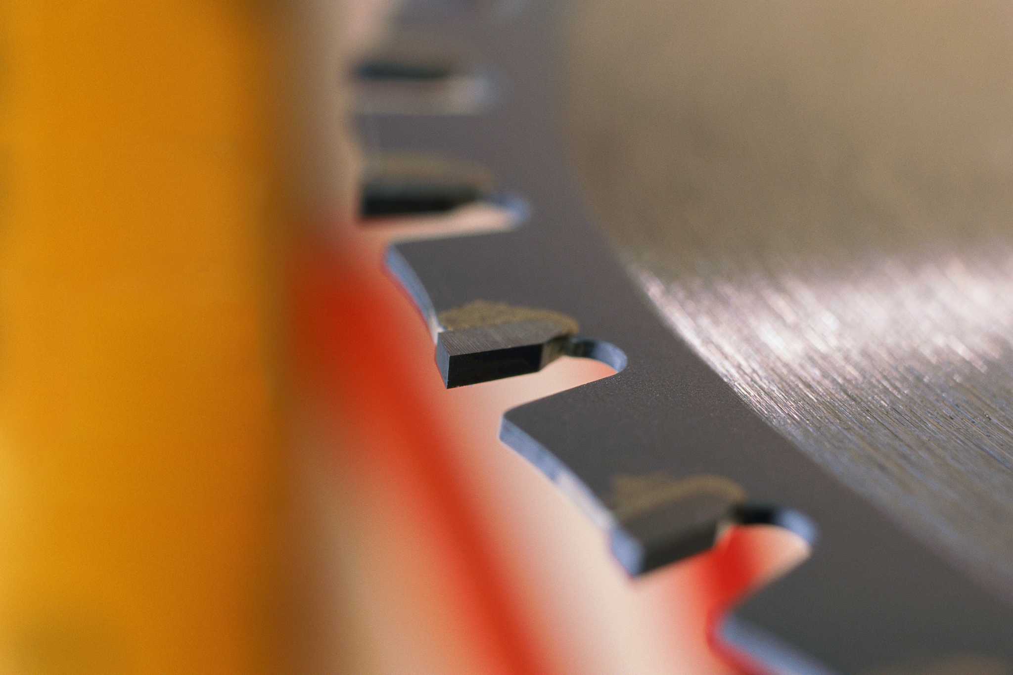 The Advantages of Carbide Cutting Tools