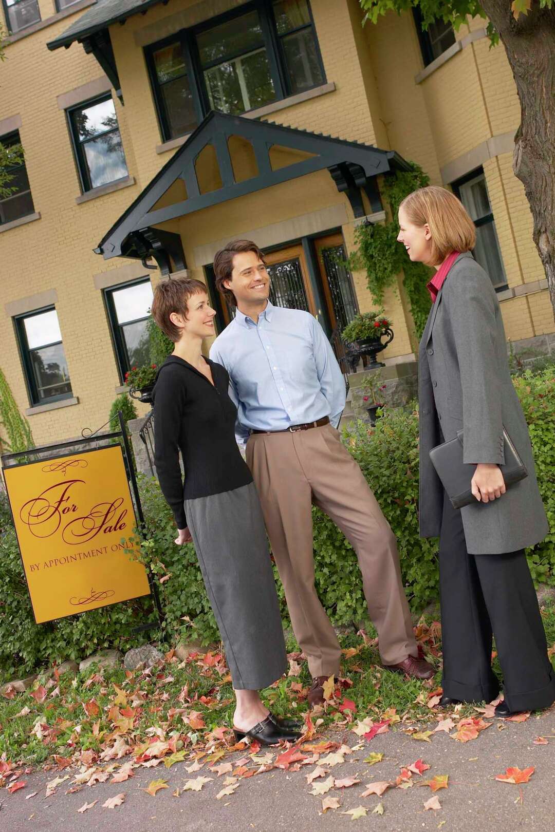 How Soon Is the First Showing After Listing a House?