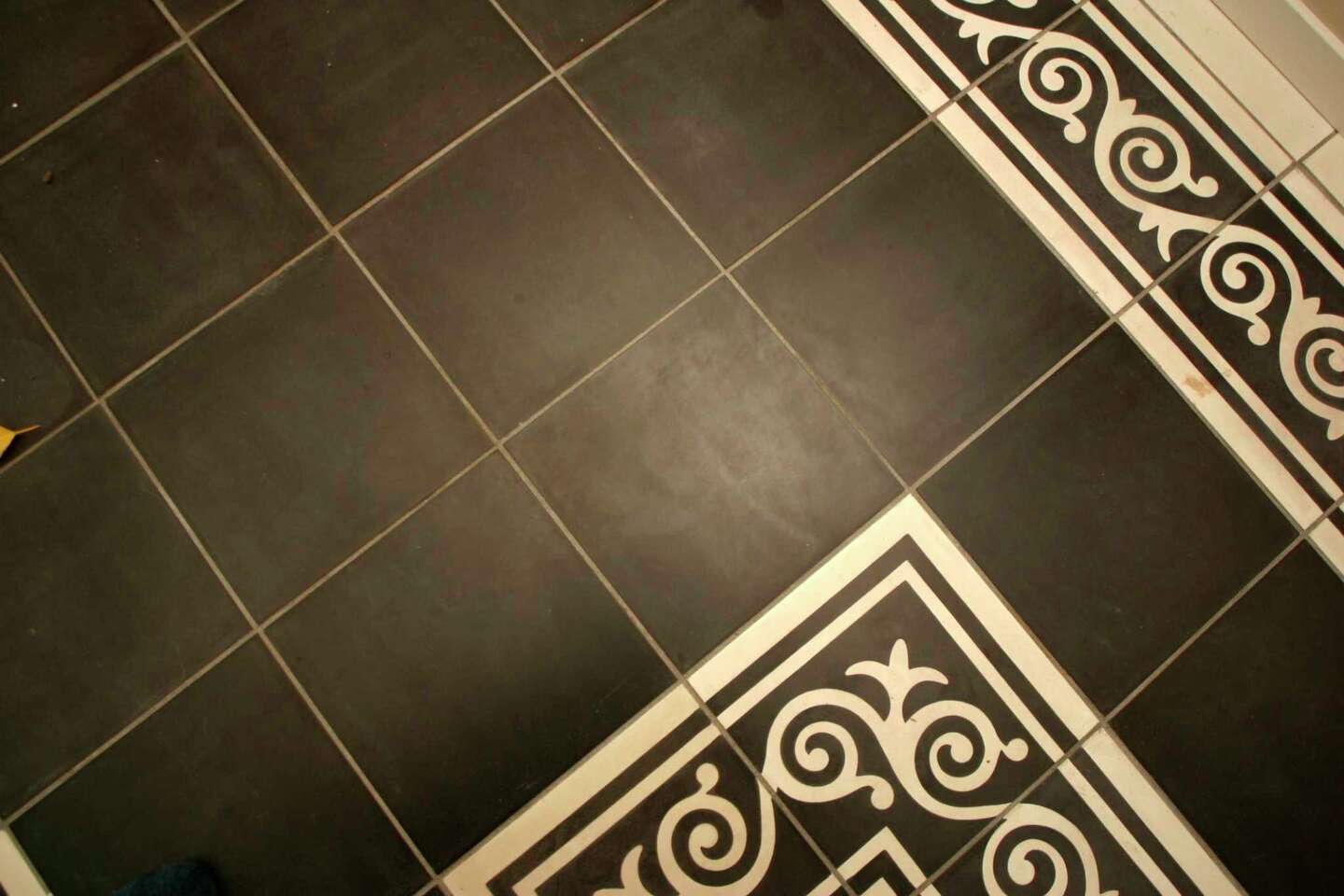 Installing Ceramic Tile That Has Different Thicknesses