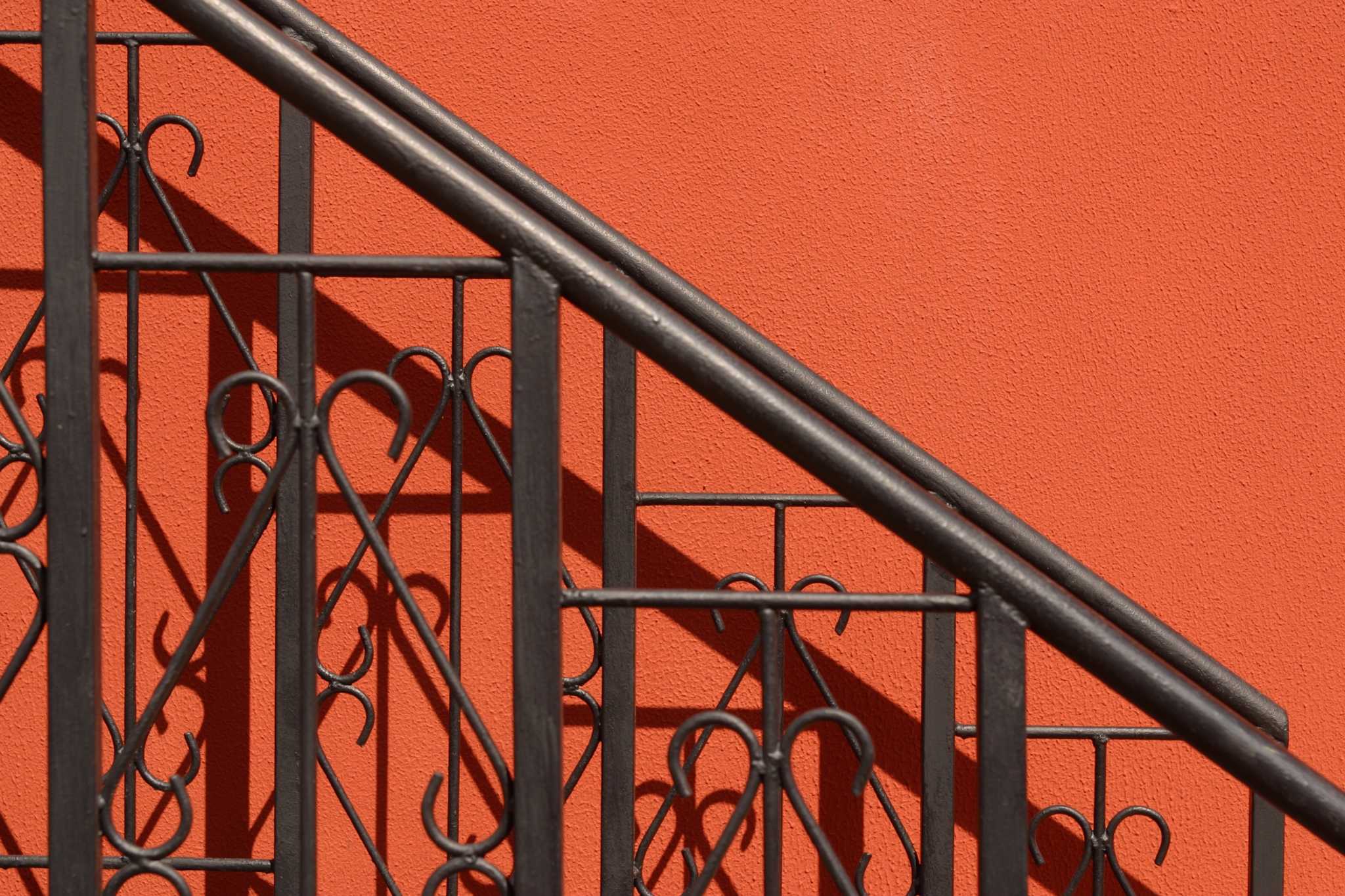 How to Anchor Metal Step Railings