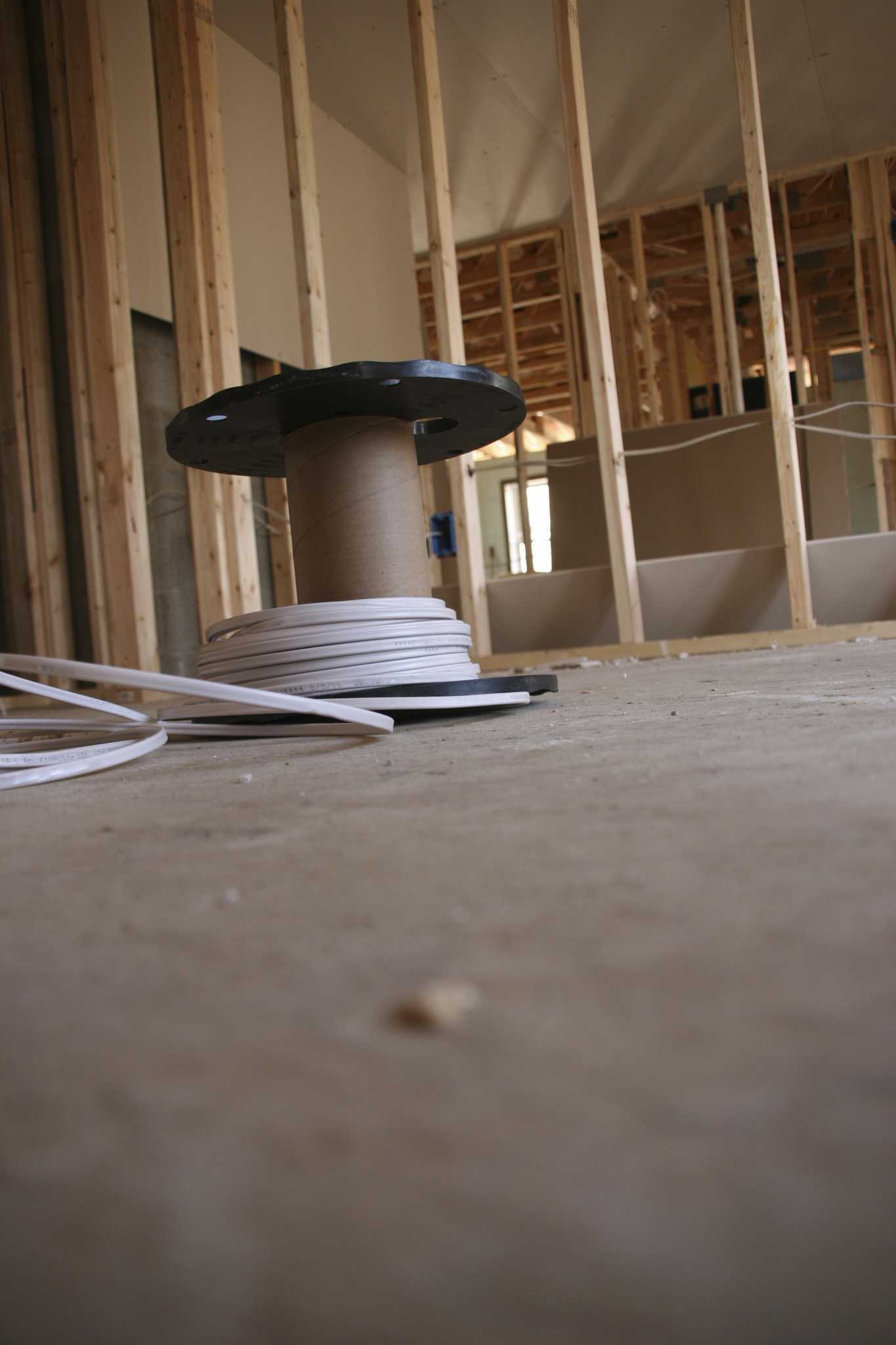 How to Estimate the Amount of Wire Needed to Rewire an Average Home