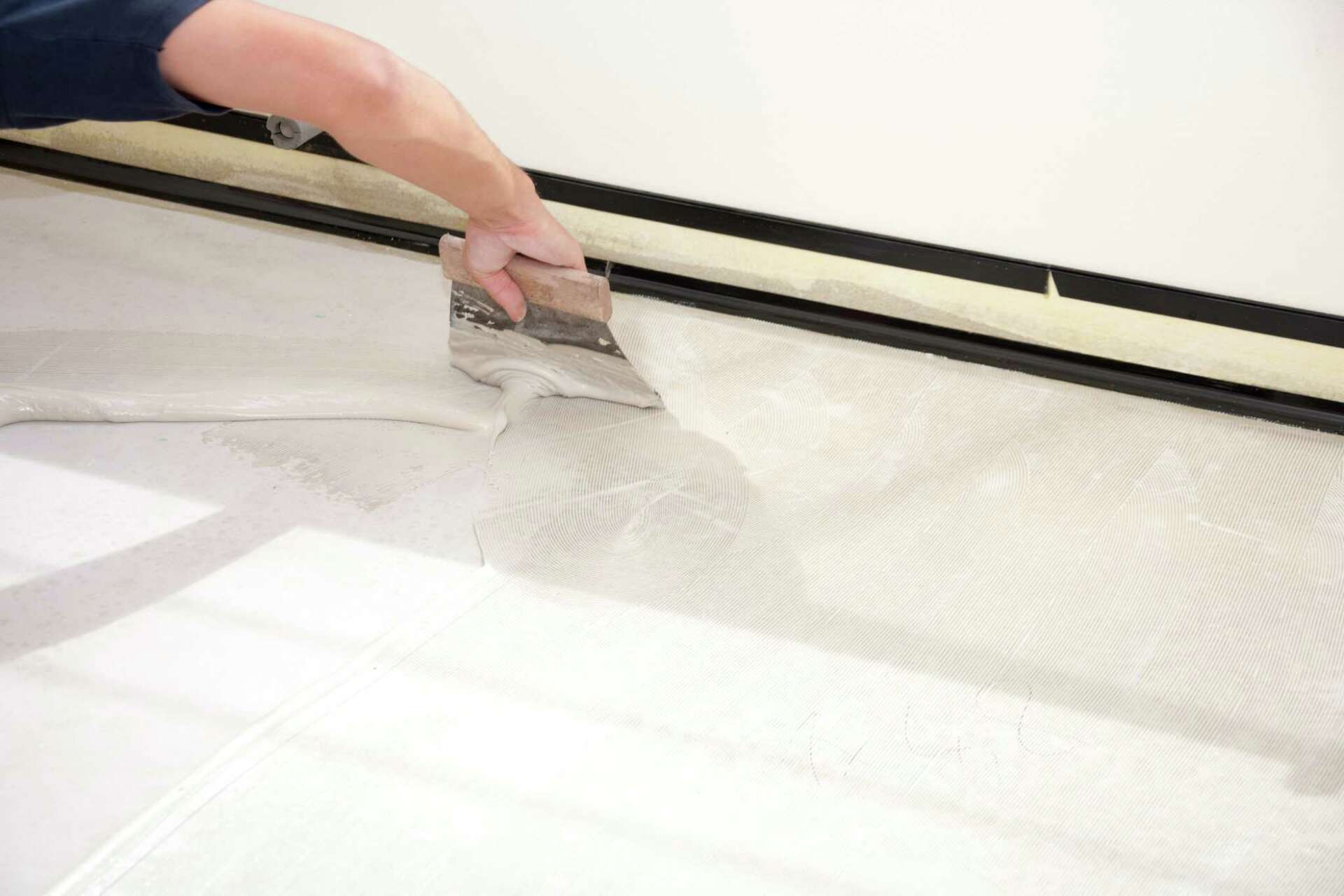 How to Estimate Grout & Thinset for Ceramic Tile