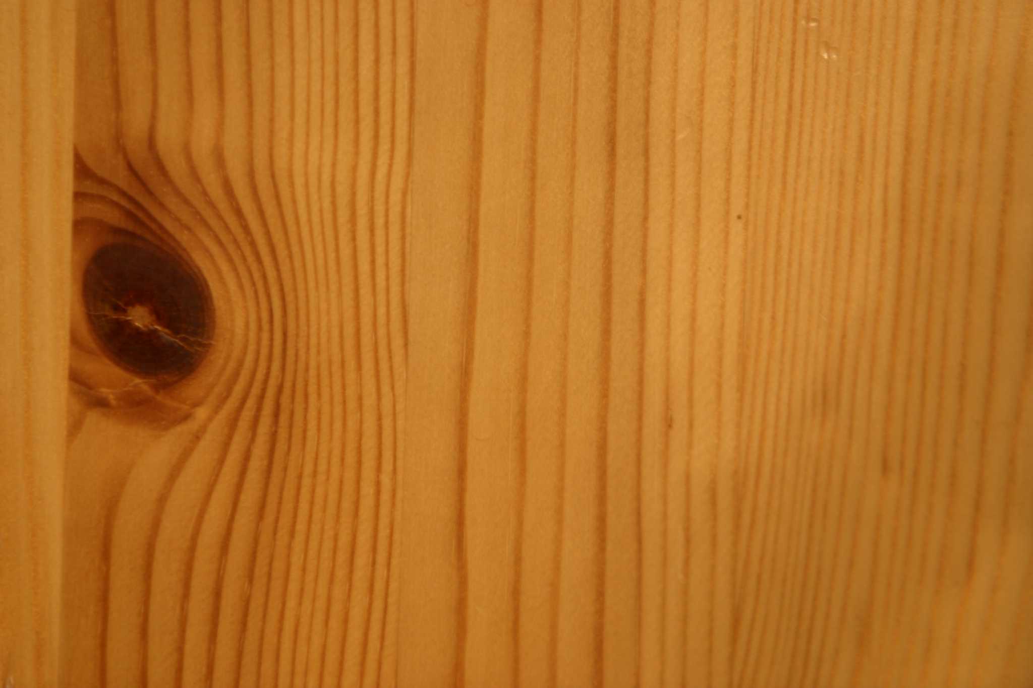 How to Apply Stain to a Wall Panel