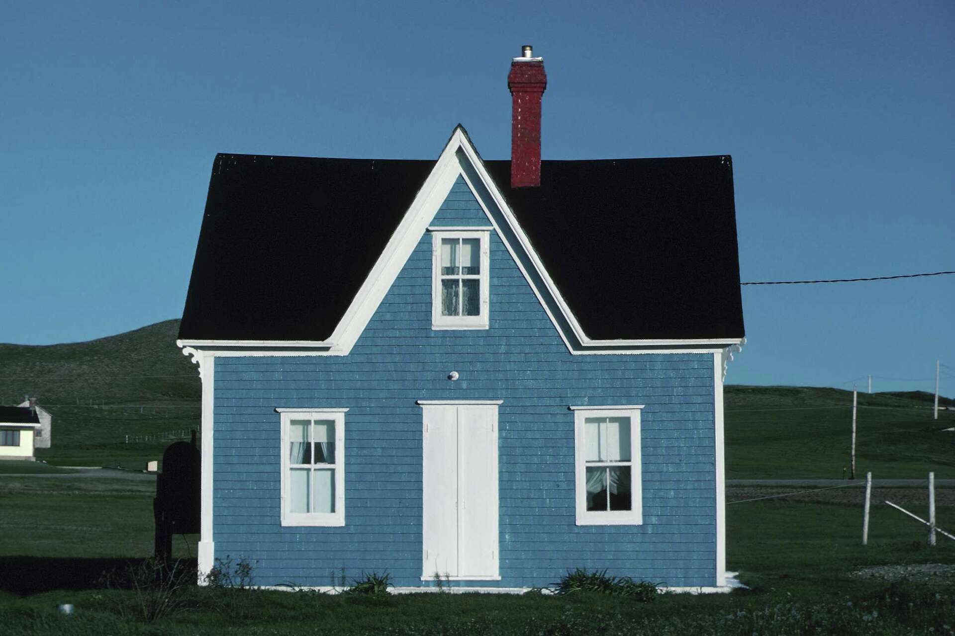 Exterior Paint Combinations for Small Houses