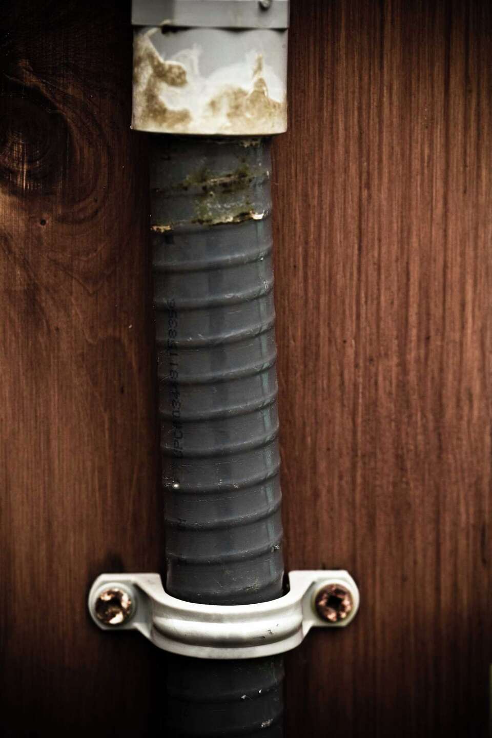 How to Fasten Conduit to Walls