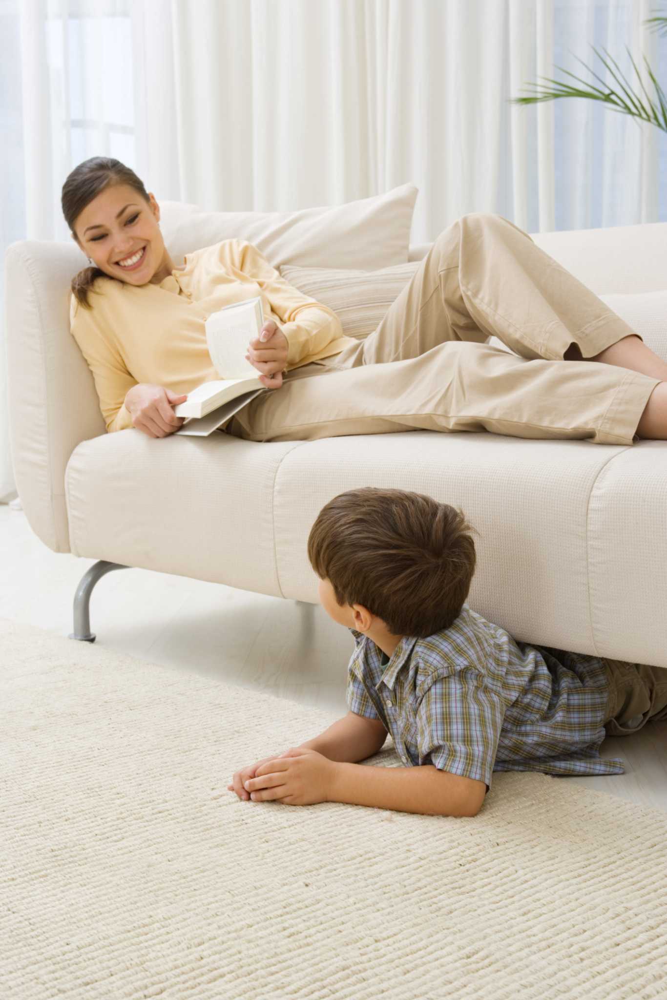 How to Attach a Loose Sofa Button
