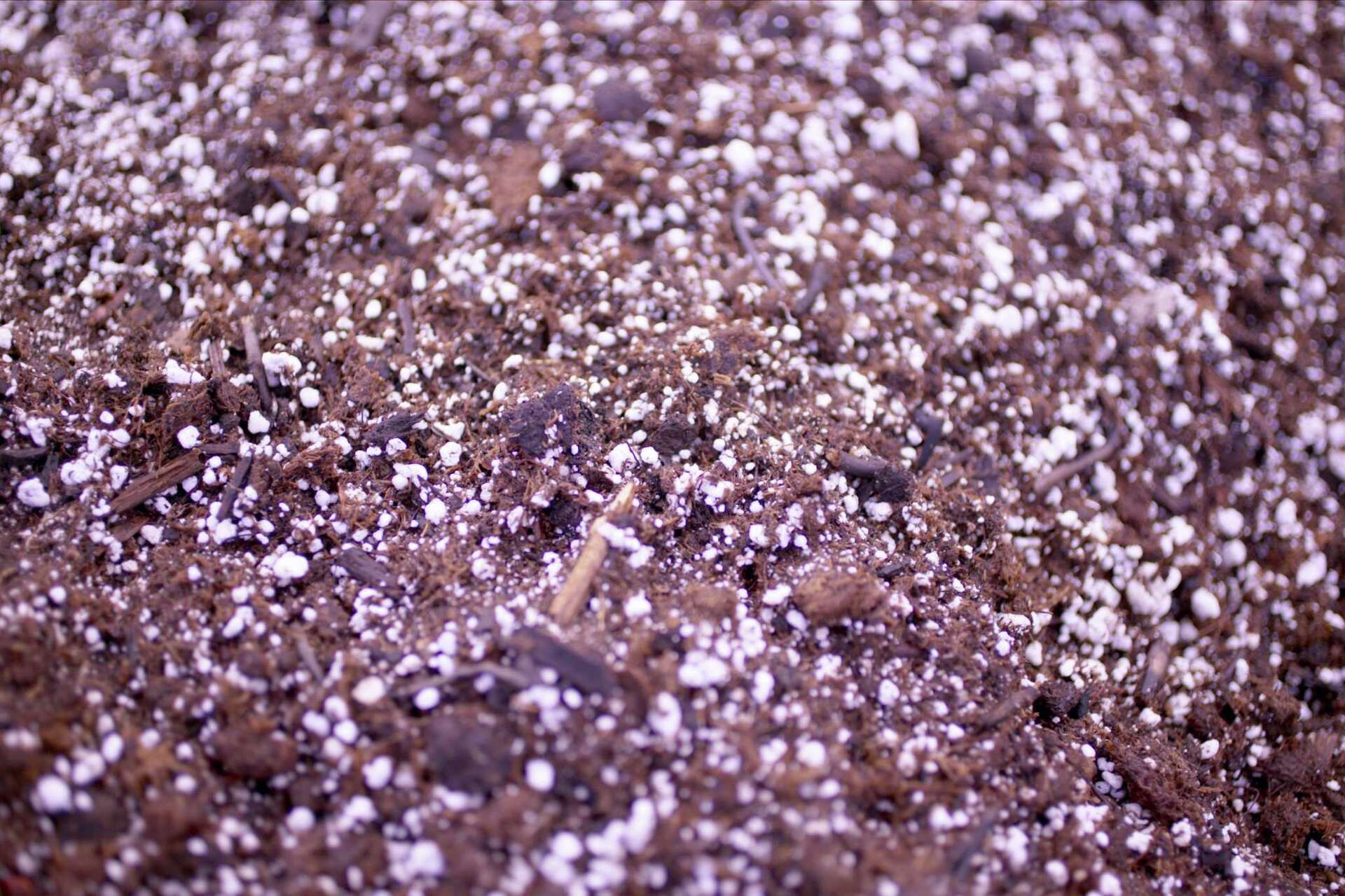 Lawn Fertilizer Settings for a Red Devil Drop Spreader