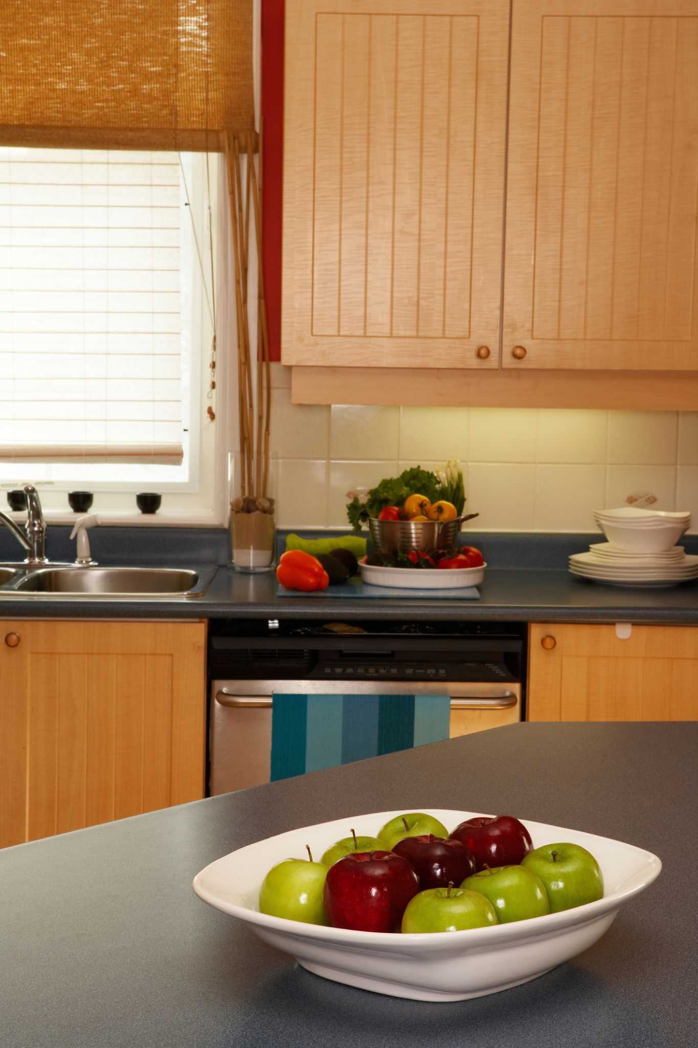 How to Do a Beaded Inset on a Cabinet