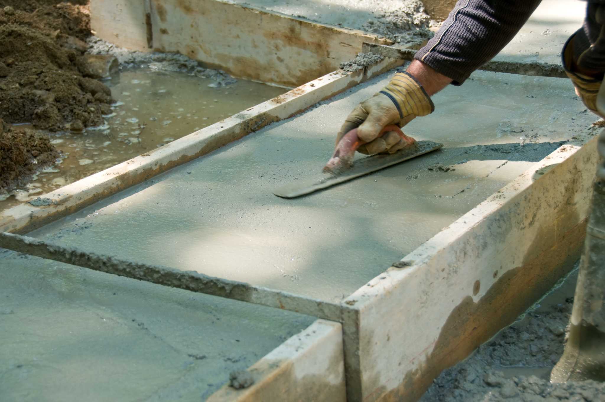 How to Finish the Edge of a Concrete Porch