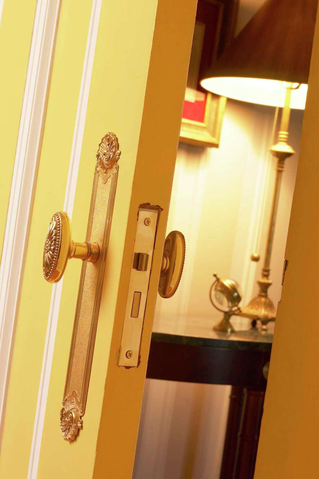 How to Fix a Broken Door Spindle