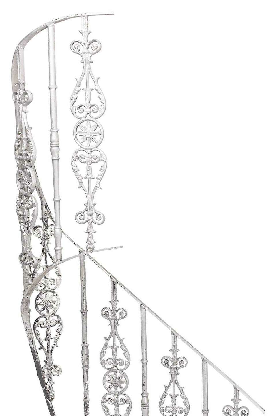 How to Fix a Rusted Metal Railing