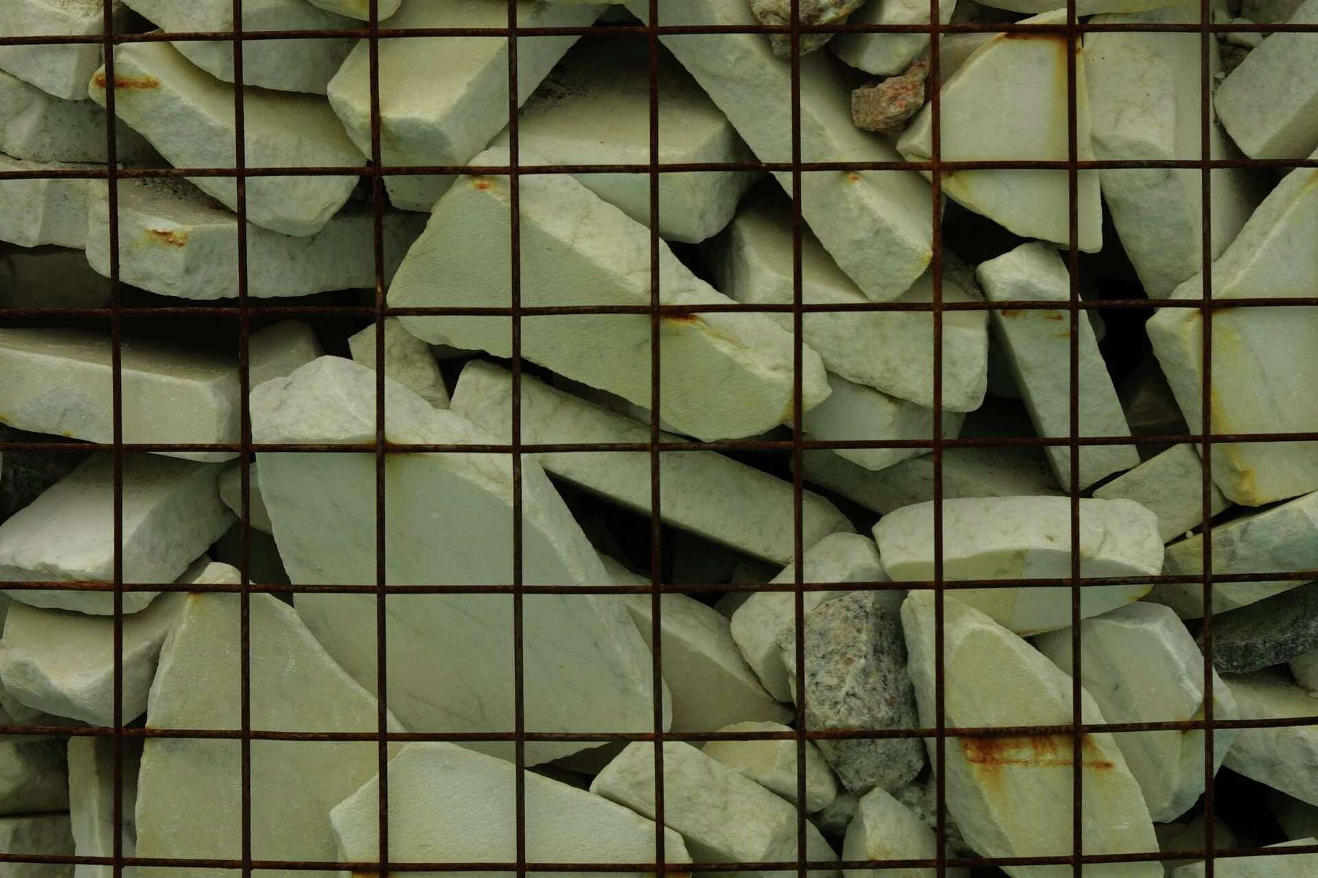 How do I Build a Landscape Rock Box/Cage?