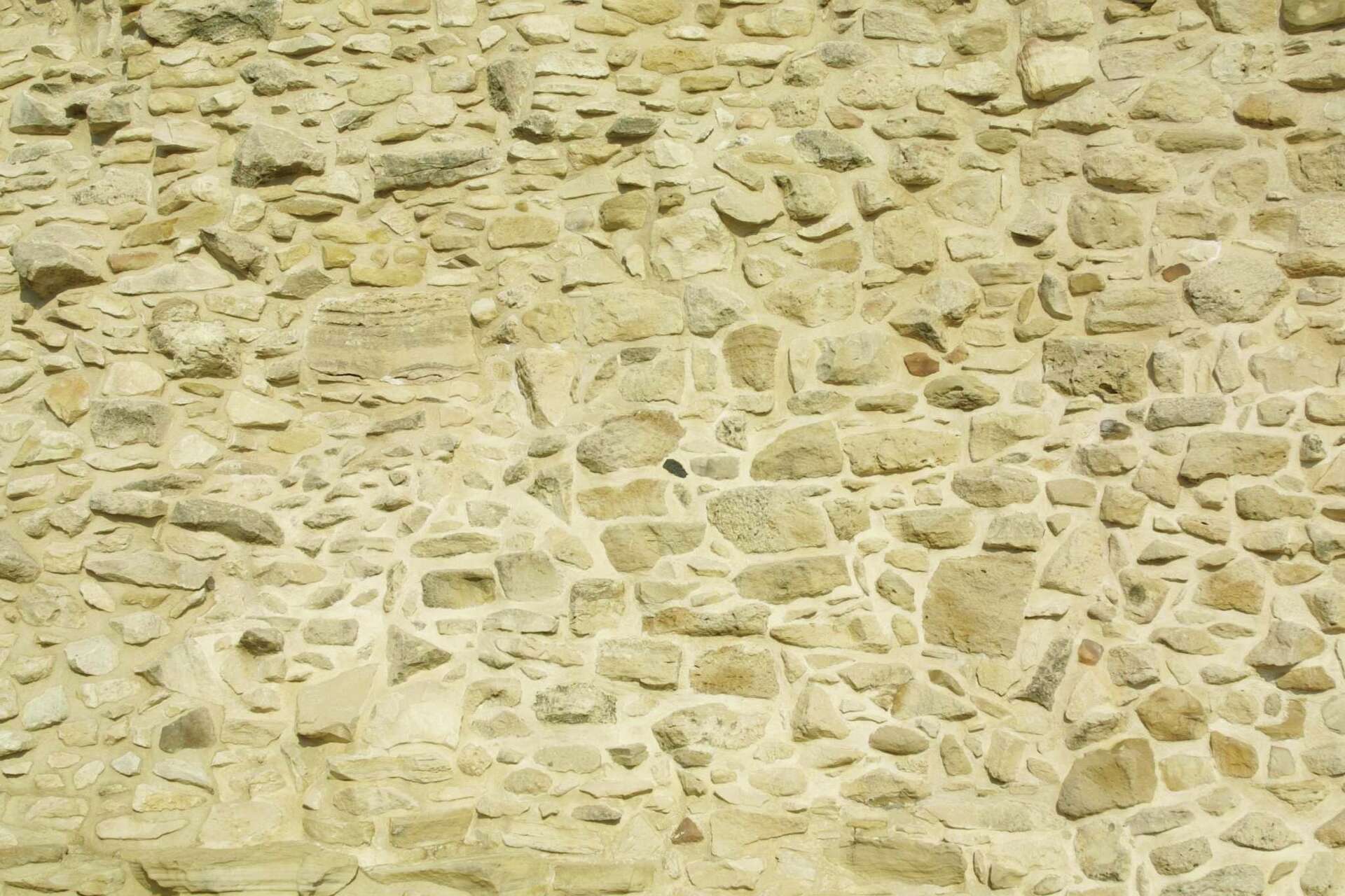 How to Build an Old-Fashioned Sandstone Foundation